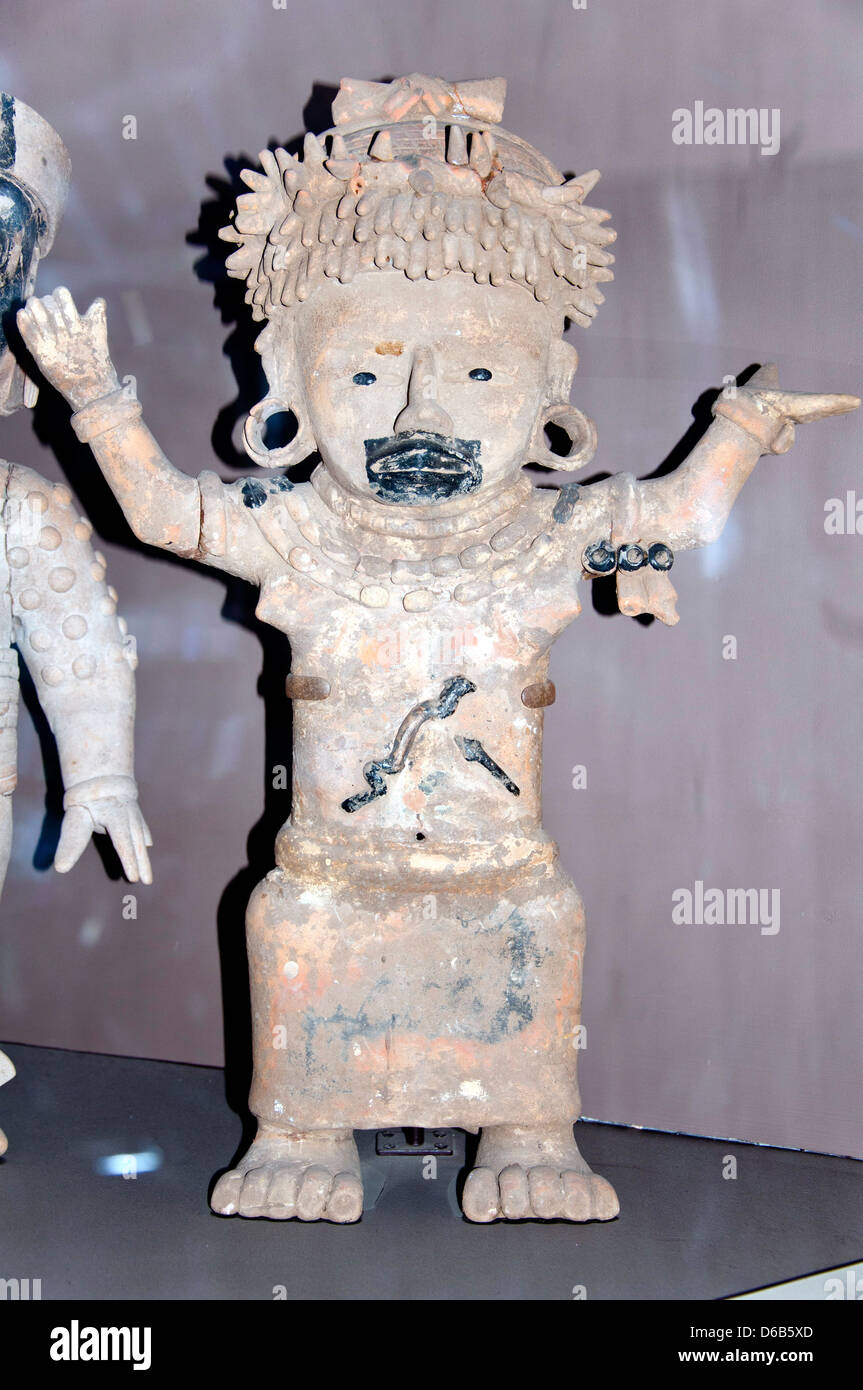 Inca statue Banque de photographies et d’images à haute résolution - Alamy