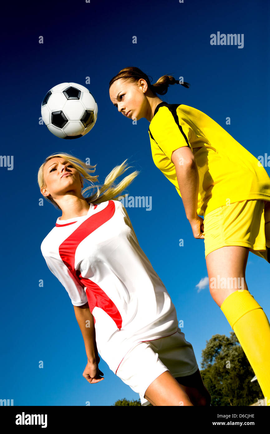 Filles de football Banque de photographies et d’images à haute ...