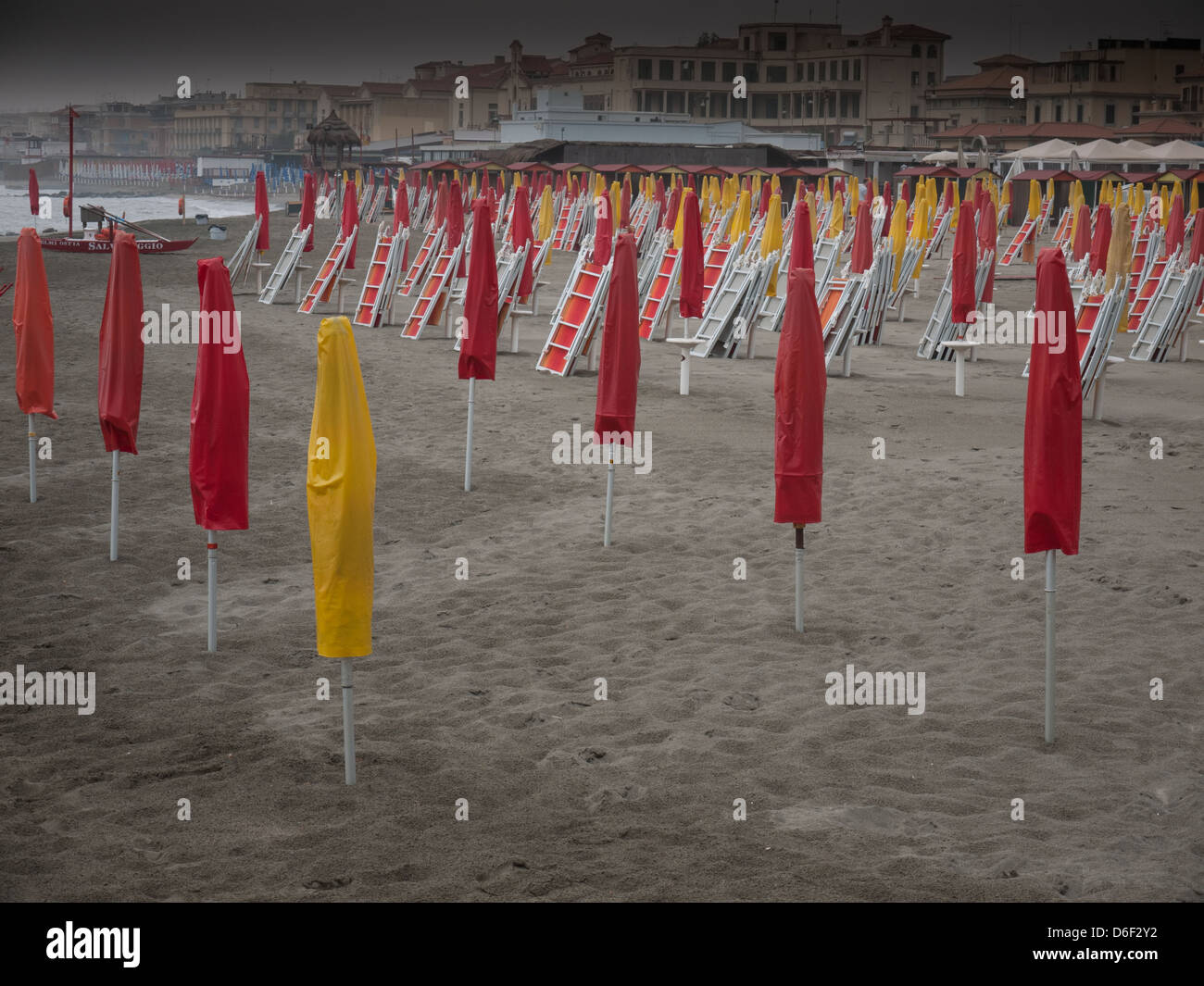 Plage de pluie Banque de photographies et d’images à haute résolution ...