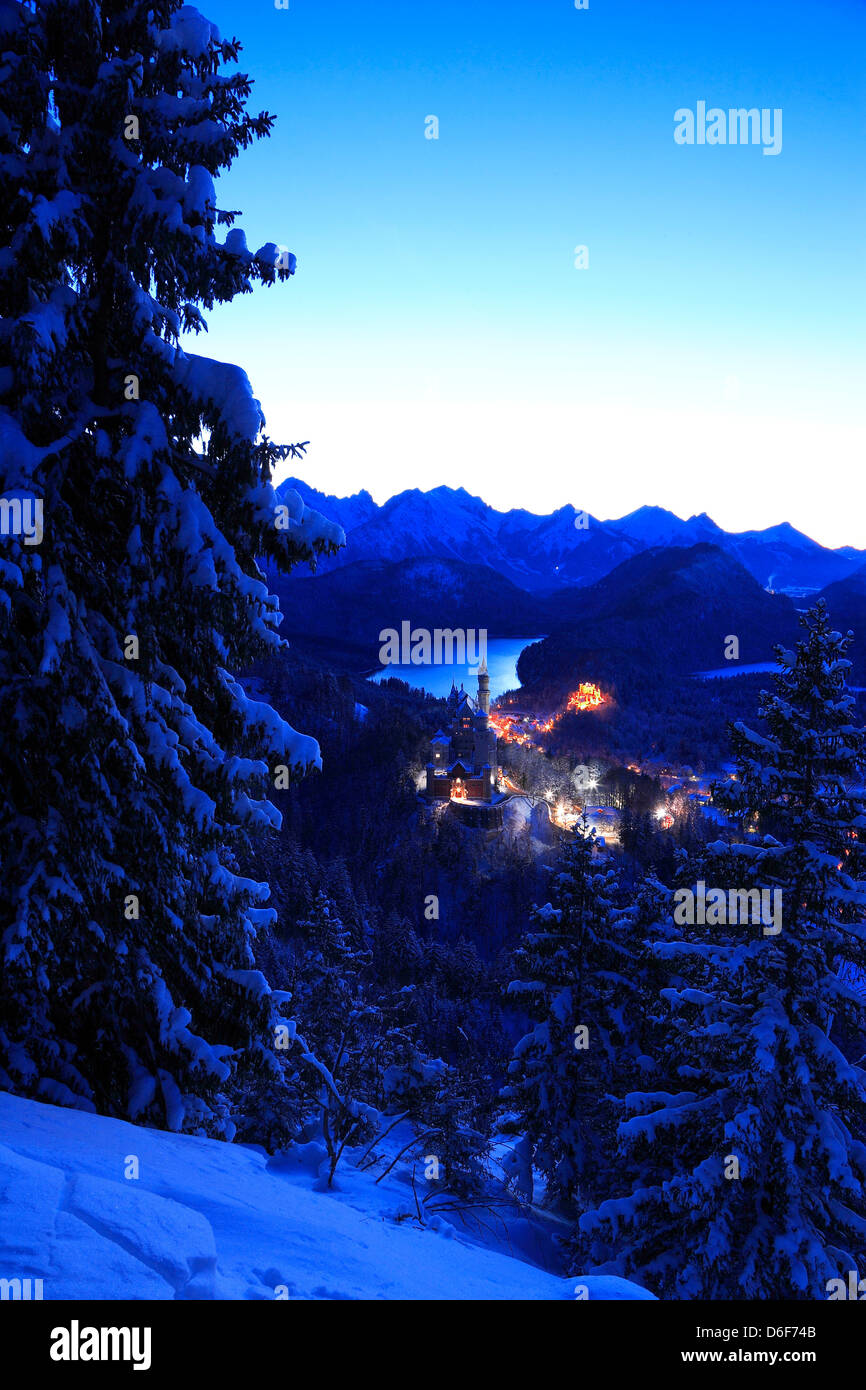 Avec le château de Neuschwanstein et de Hohenschwangau lac Alpsee (r ...