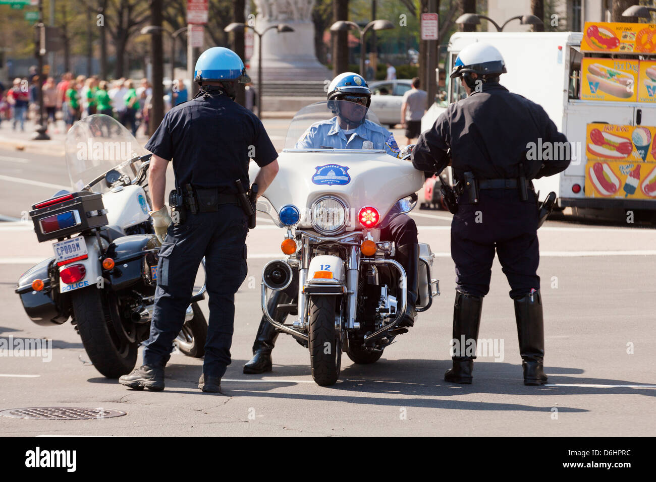 Police motorcycle Banque de photographies et d’images à haute ...