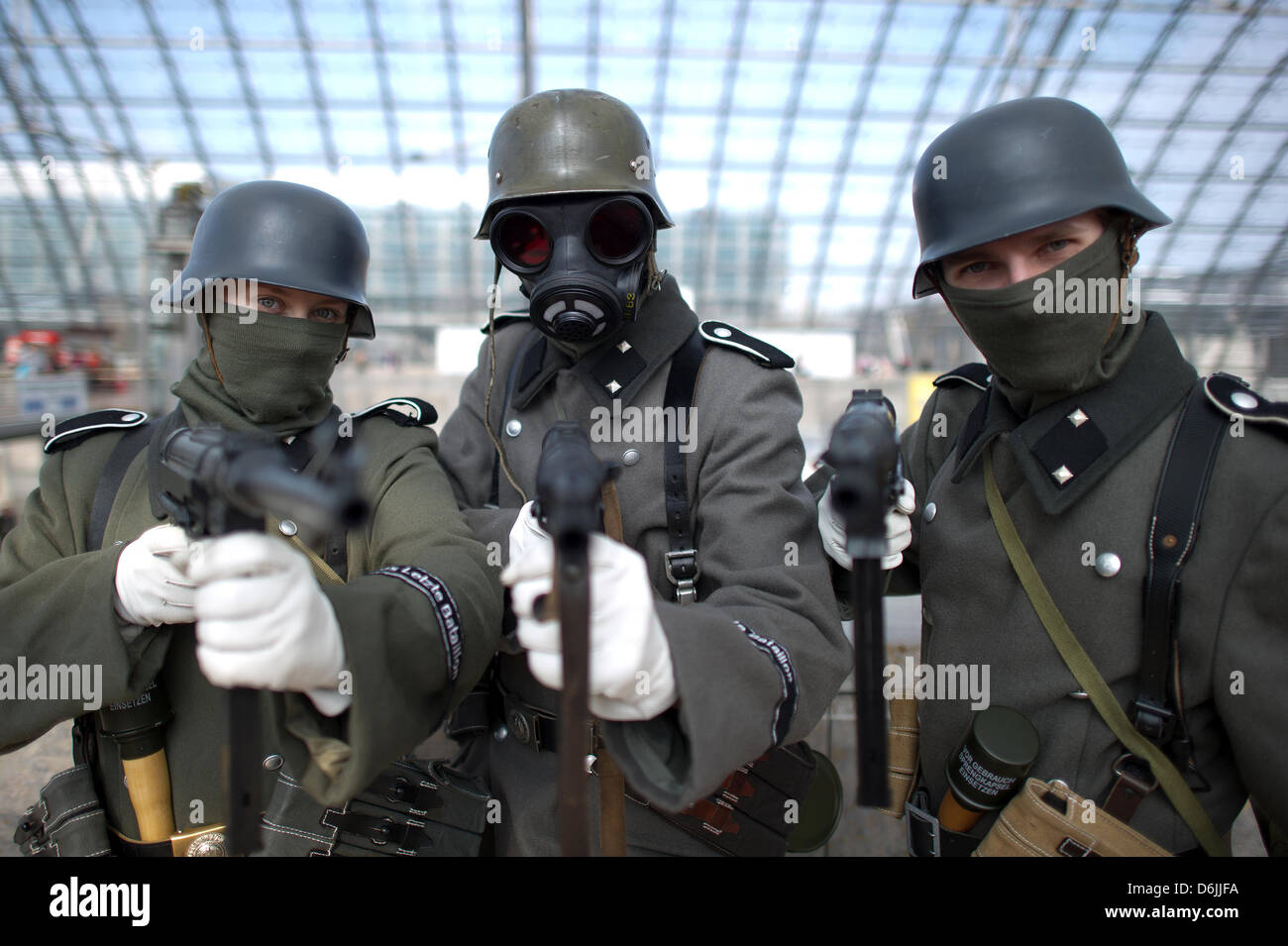 Wehrmacht uniform Banque de photographies et d’images à haute ...