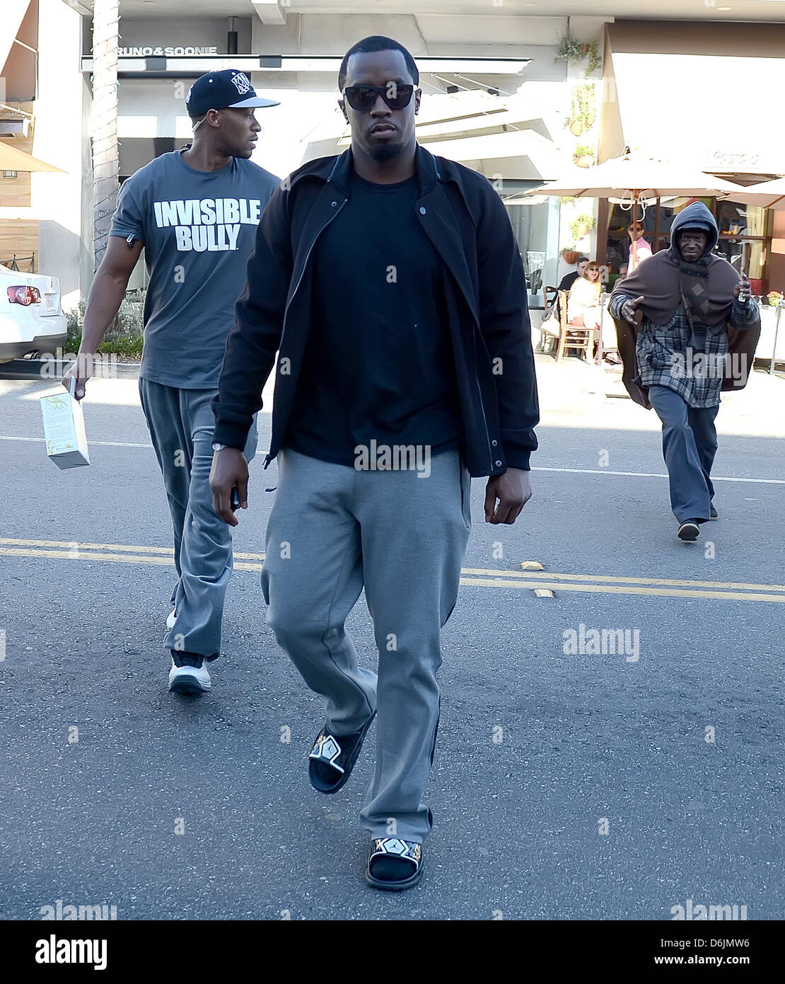 Sean Combs alias Diddy à l'extérieur Il Pastaio Restaurant après avoir ...