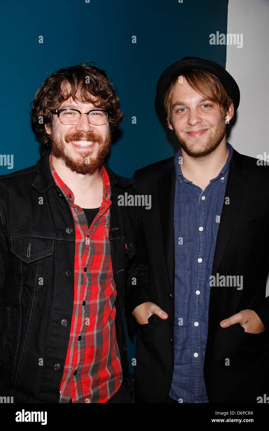 Theo stockman et john gallagher Banque de photographies et d’images à ...