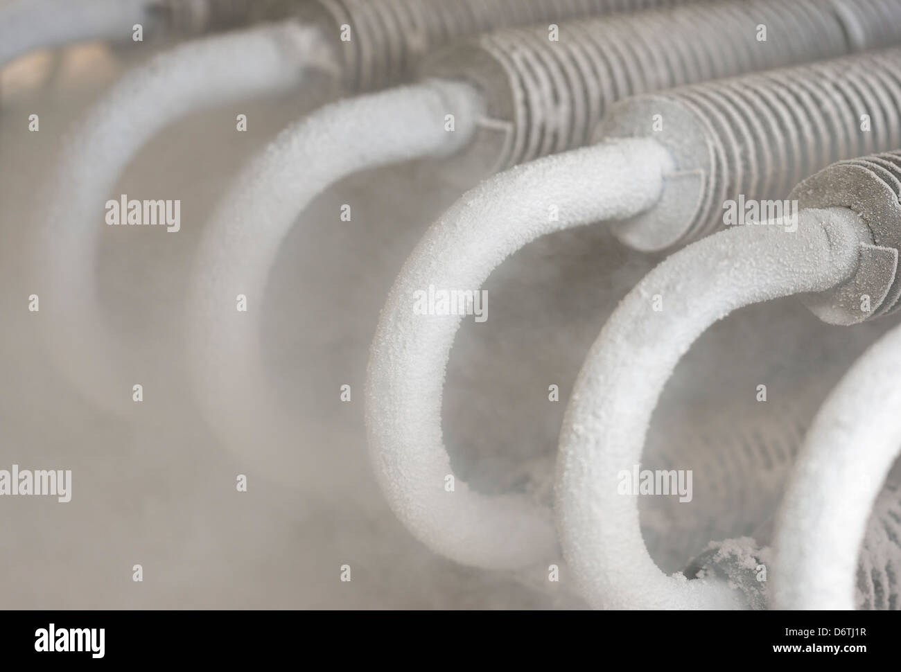 Oxygène liquide Banque de photographies et d’images à haute résolution ...