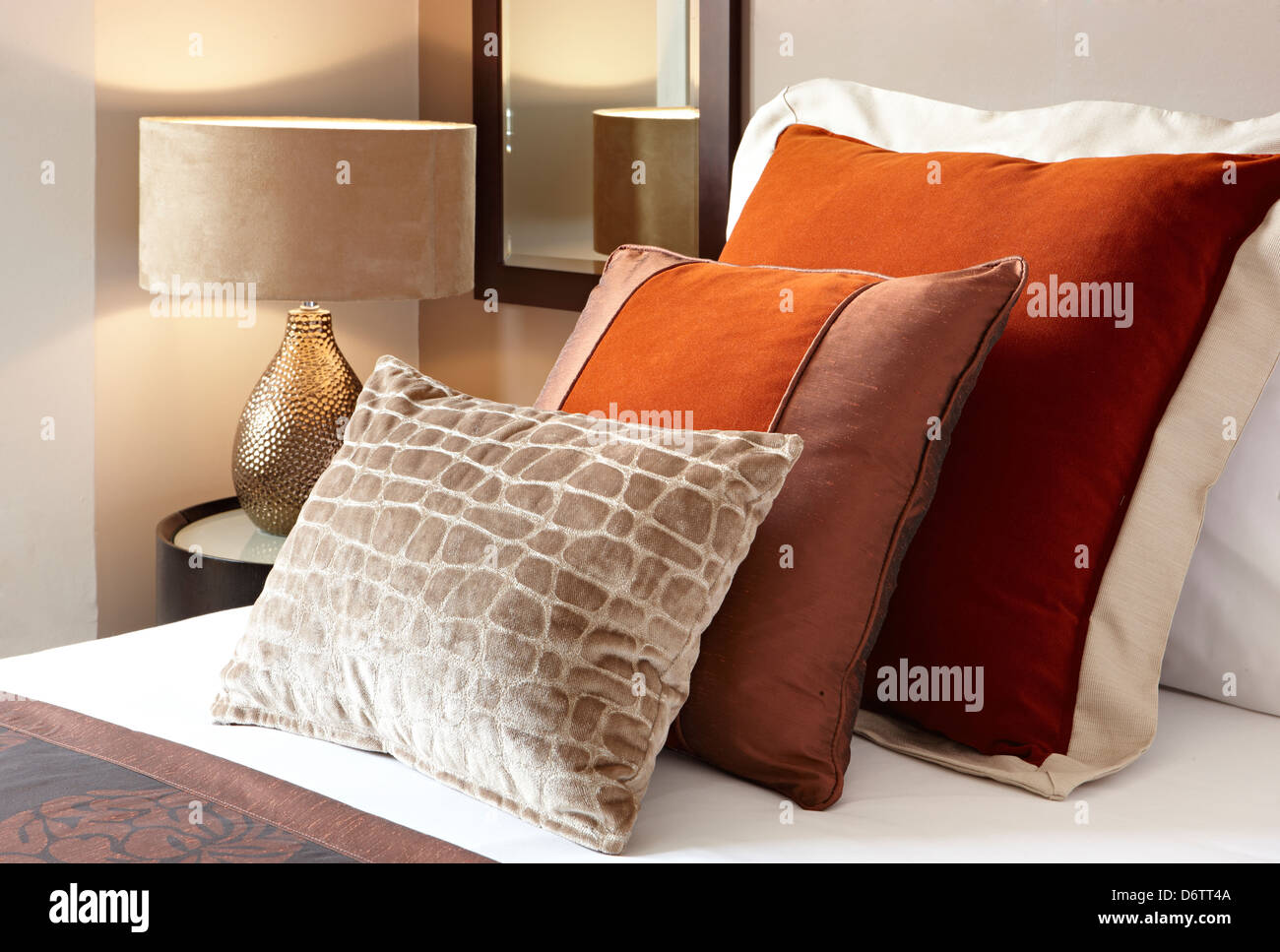 Ocre rouge Banque de photographies et d’images à haute résolution - Alamy