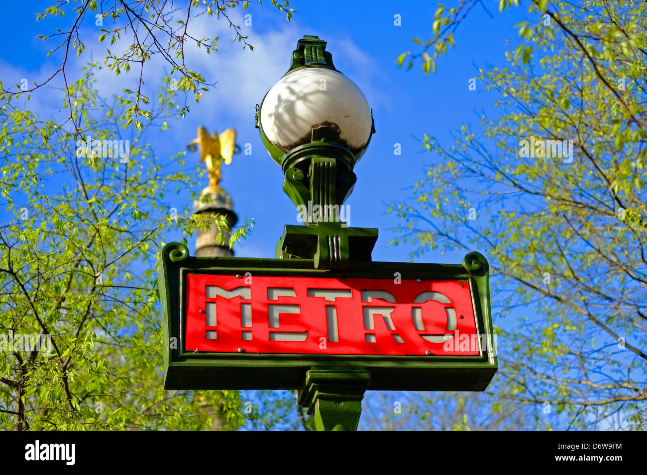 Panneau de métro paris Banque de photographies et d’images à haute ...
