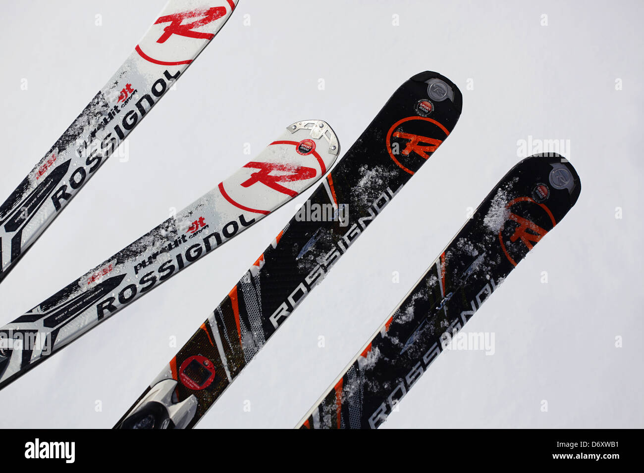 Skis rossignol Banque de photographies et d’images à haute résolution ...