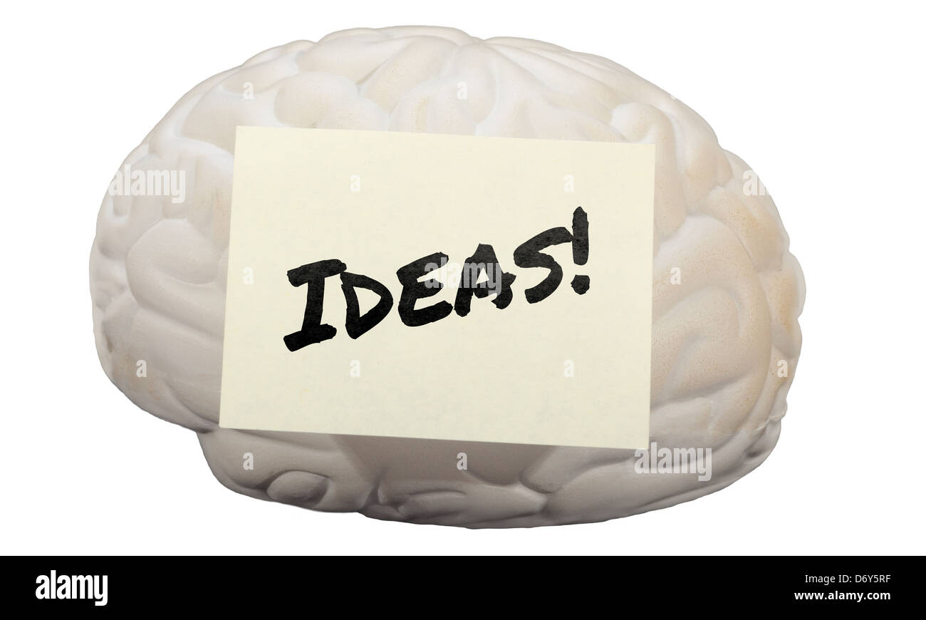 Post-it avec le mot des idées ! Le modèle du cerveau humain Photo Stock ...