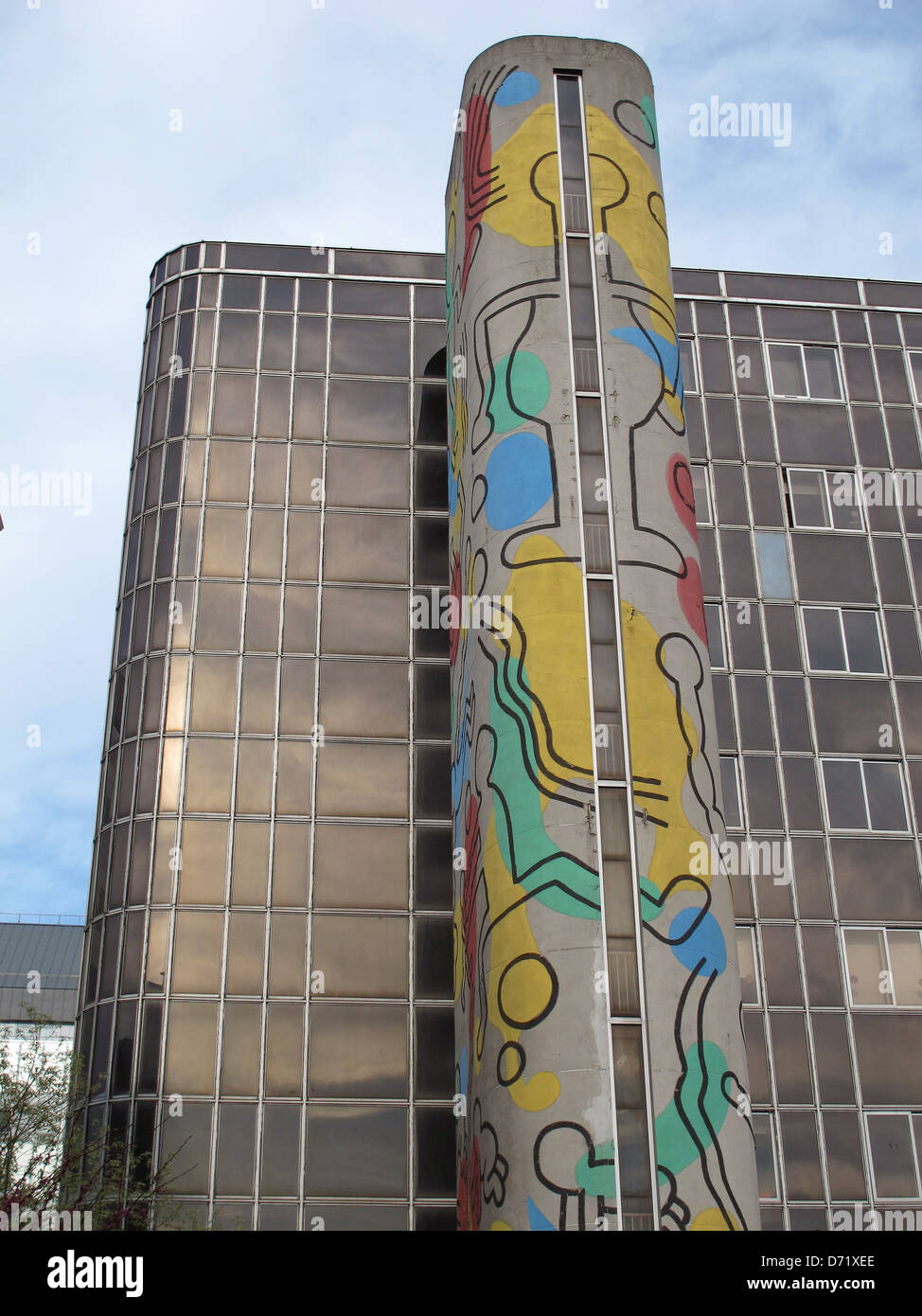 Keith haring necker Banque de photographies et d’images à haute ...