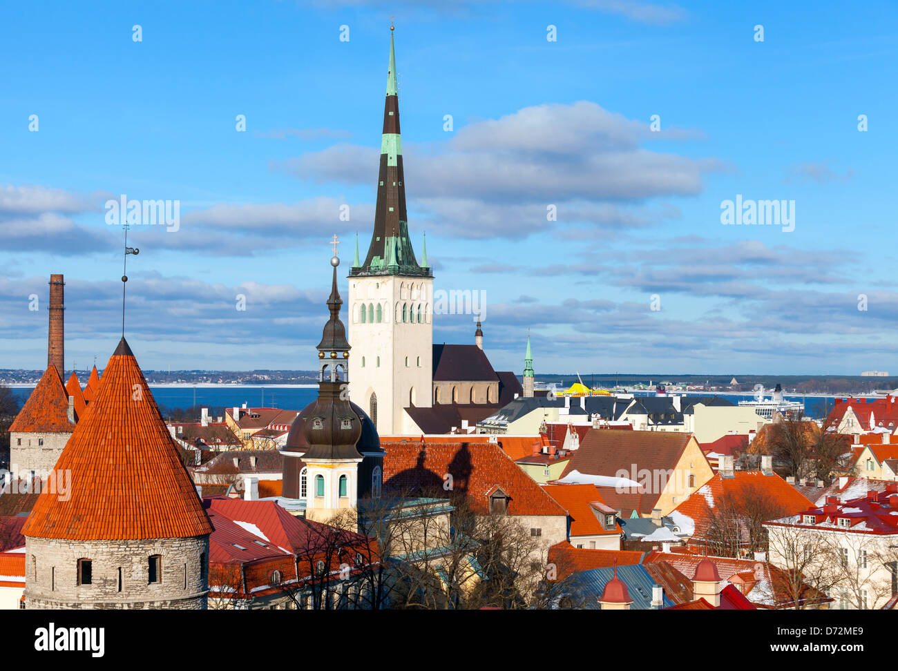 Maisons aux toits rouges Banque de photographies et d’images à haute ...