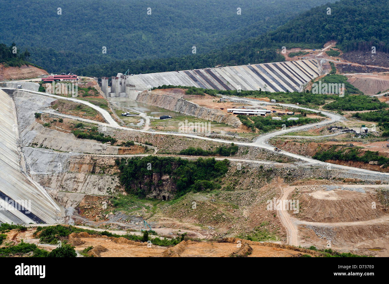 Tatai la construction de barrages hydroélectriques, la province de Koh ...