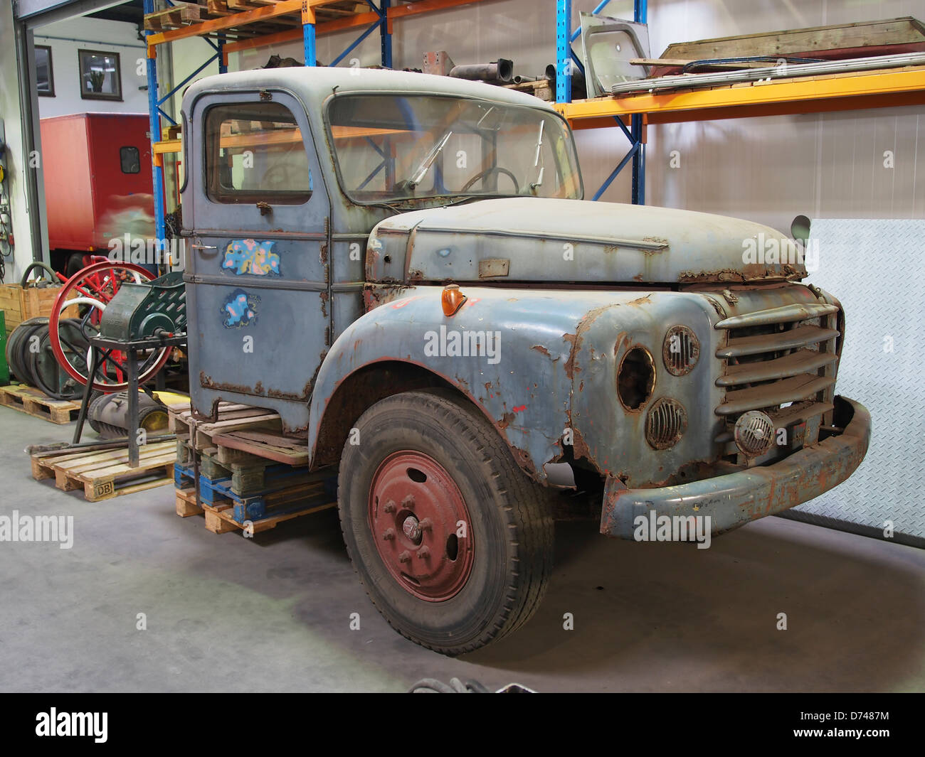 Volvo n84 Banque de photographies et d’images à haute résolution - Alamy