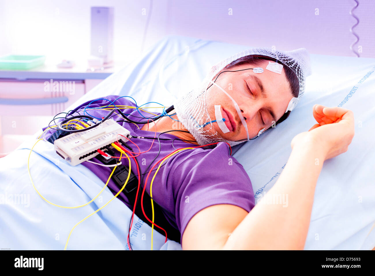 Sleep polygraphy Banque de photographies et d’images à haute résolution ...