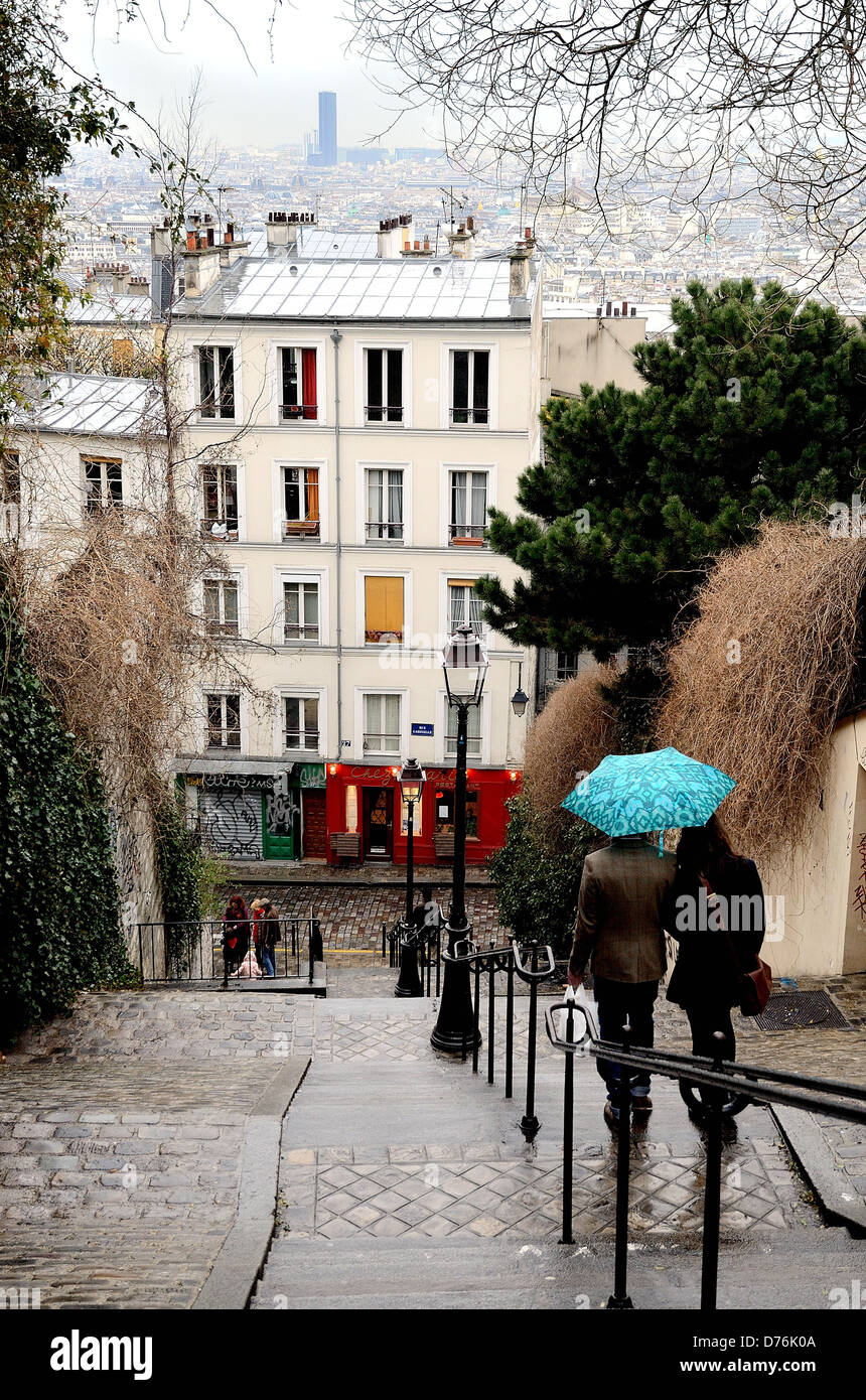 Étapes de la rue de la Calvaire Montmartre Paris France Photo Stock - Alamy