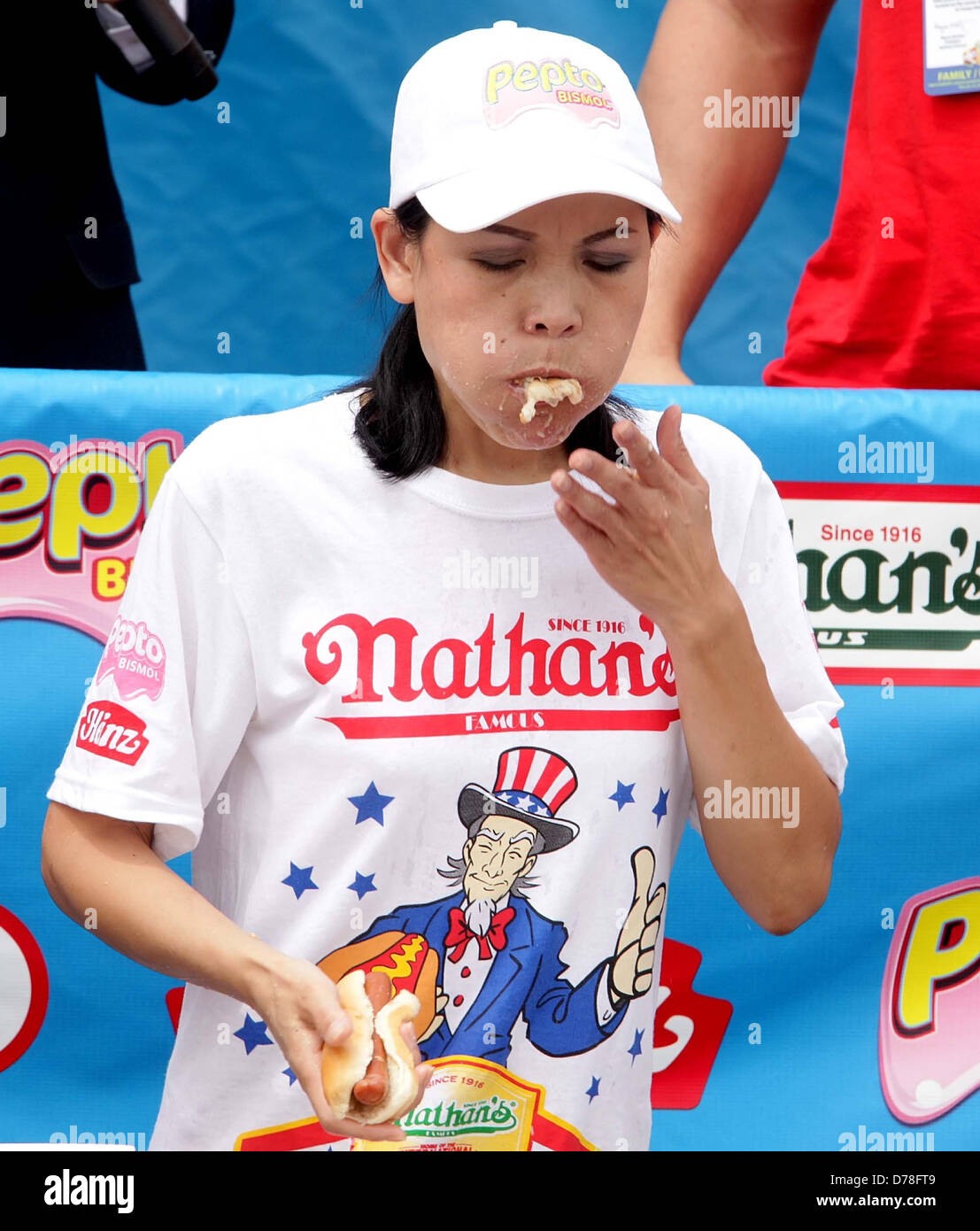 Sonya Thomas, gagnant du concours de la femme du célèbre Nathan ...