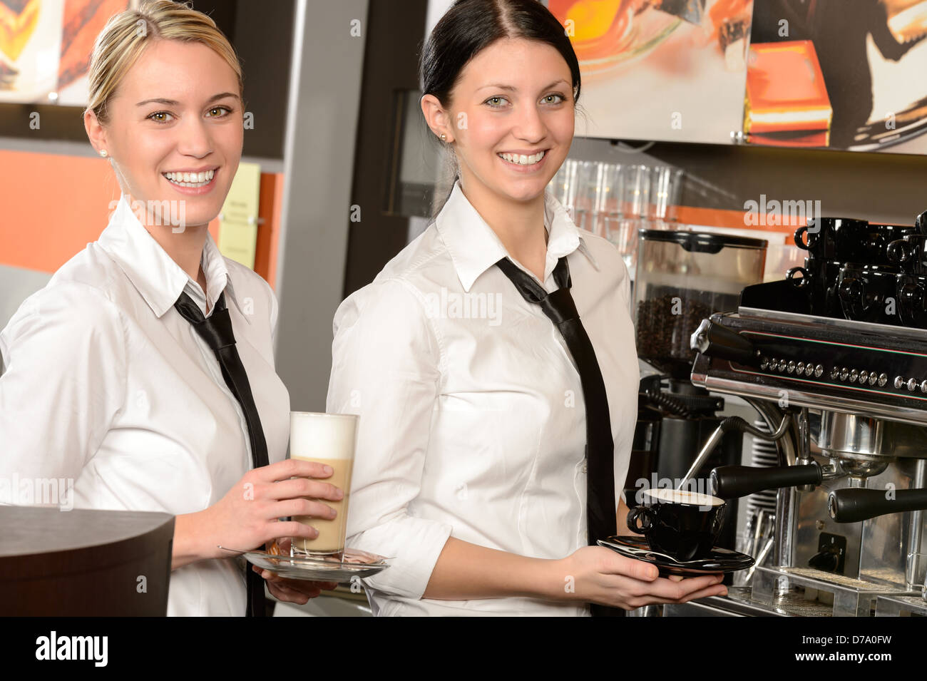 Les serveuses Banque de photographies et d’images à haute résolution ...