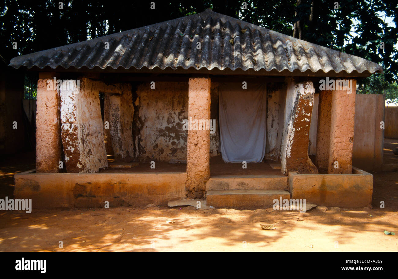 Voodoo benin temple Banque de photographies et d’images à haute ...