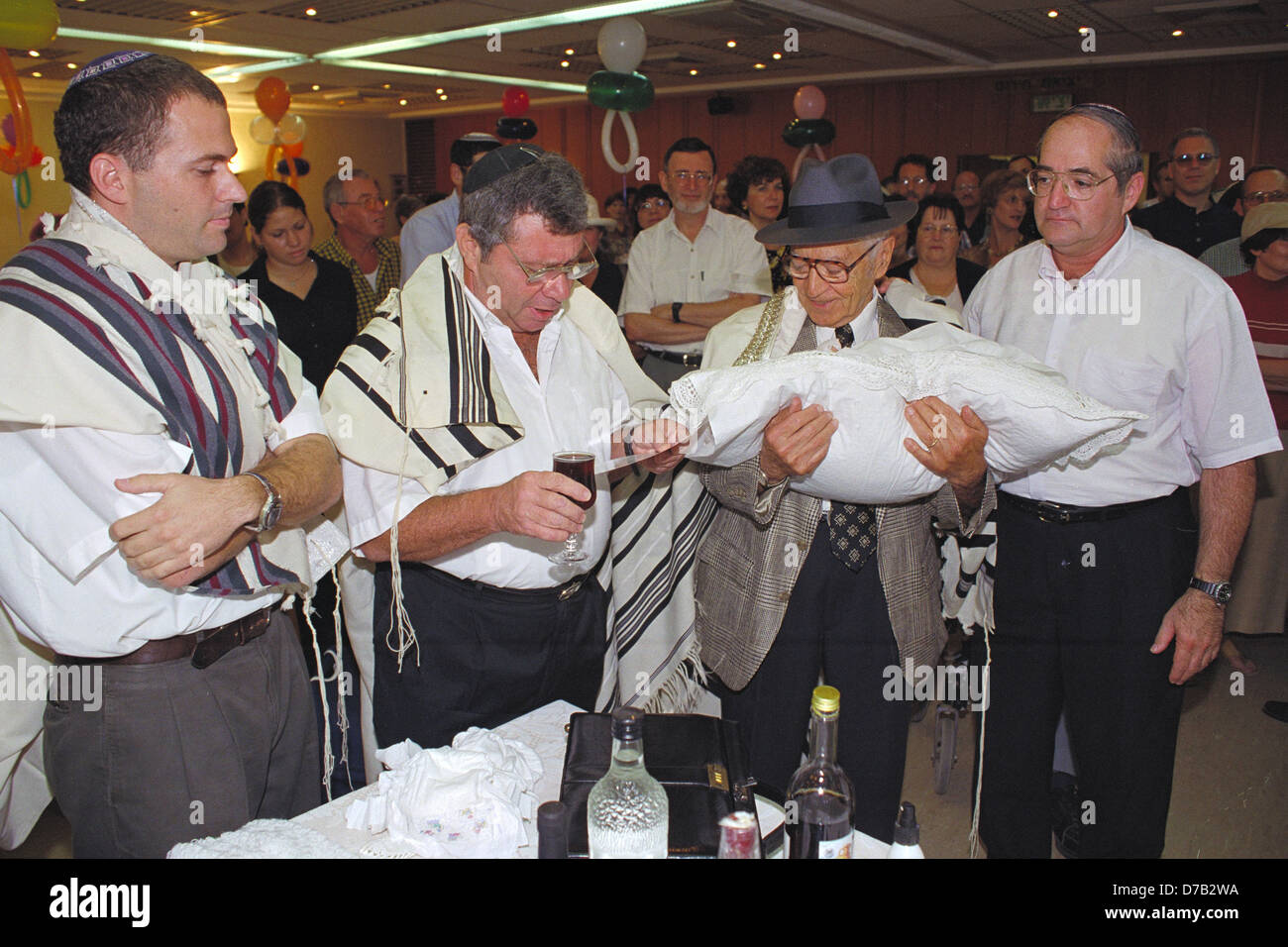 Cérémonie de circoncision Photo Stock - Alamy