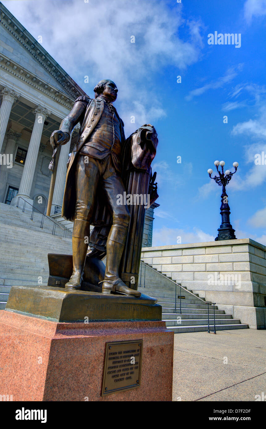 George Washington Statue State Capitol Banque d'image et photos - Alamy