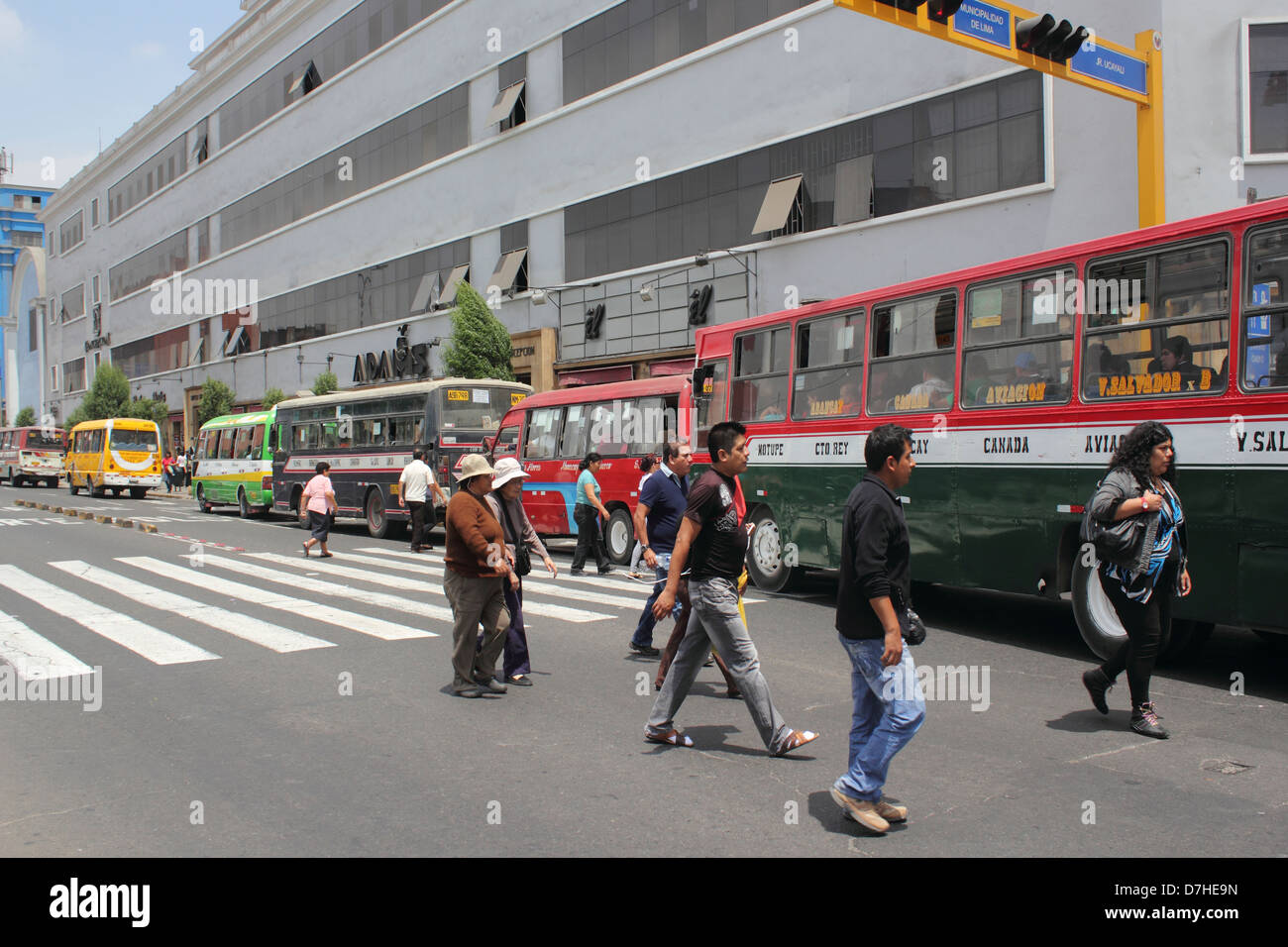 Avenida peru Banque de photographies et d’images à haute résolution - Alamy