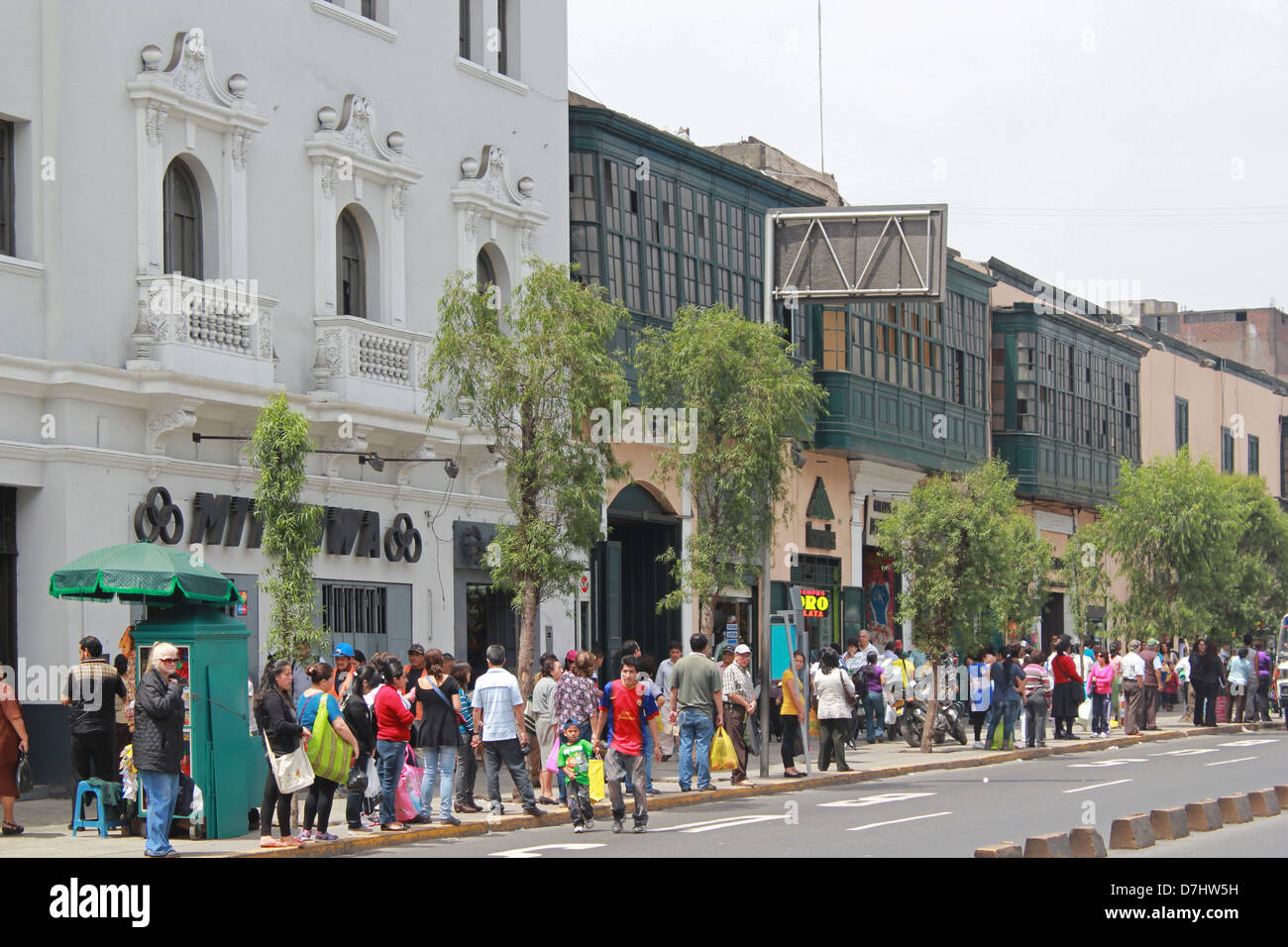 Avenida peru Banque de photographies et d’images à haute résolution - Alamy