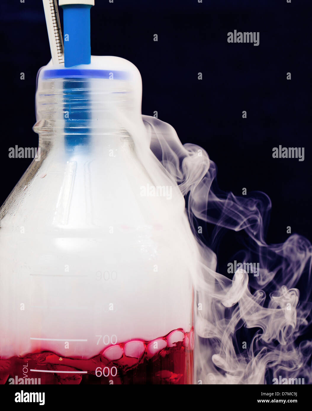 Chemical reaction Banque de photographies et d’images à haute ...