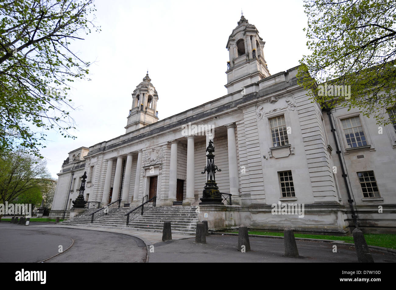 Cardiff crown court Banque de photographies et d’images à haute ...