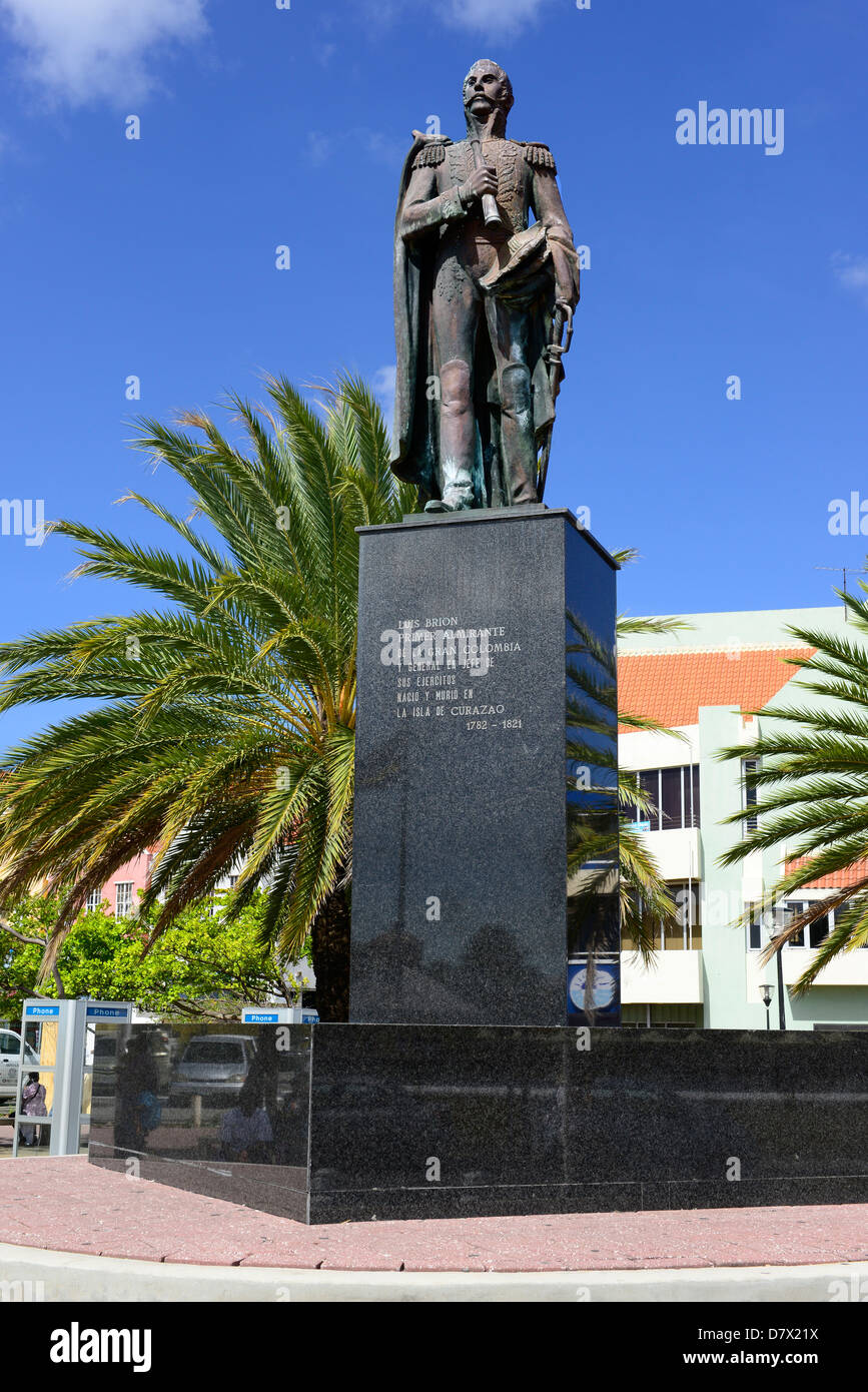 Luis brion statue willemstad curacao Banque de photographies et d ...
