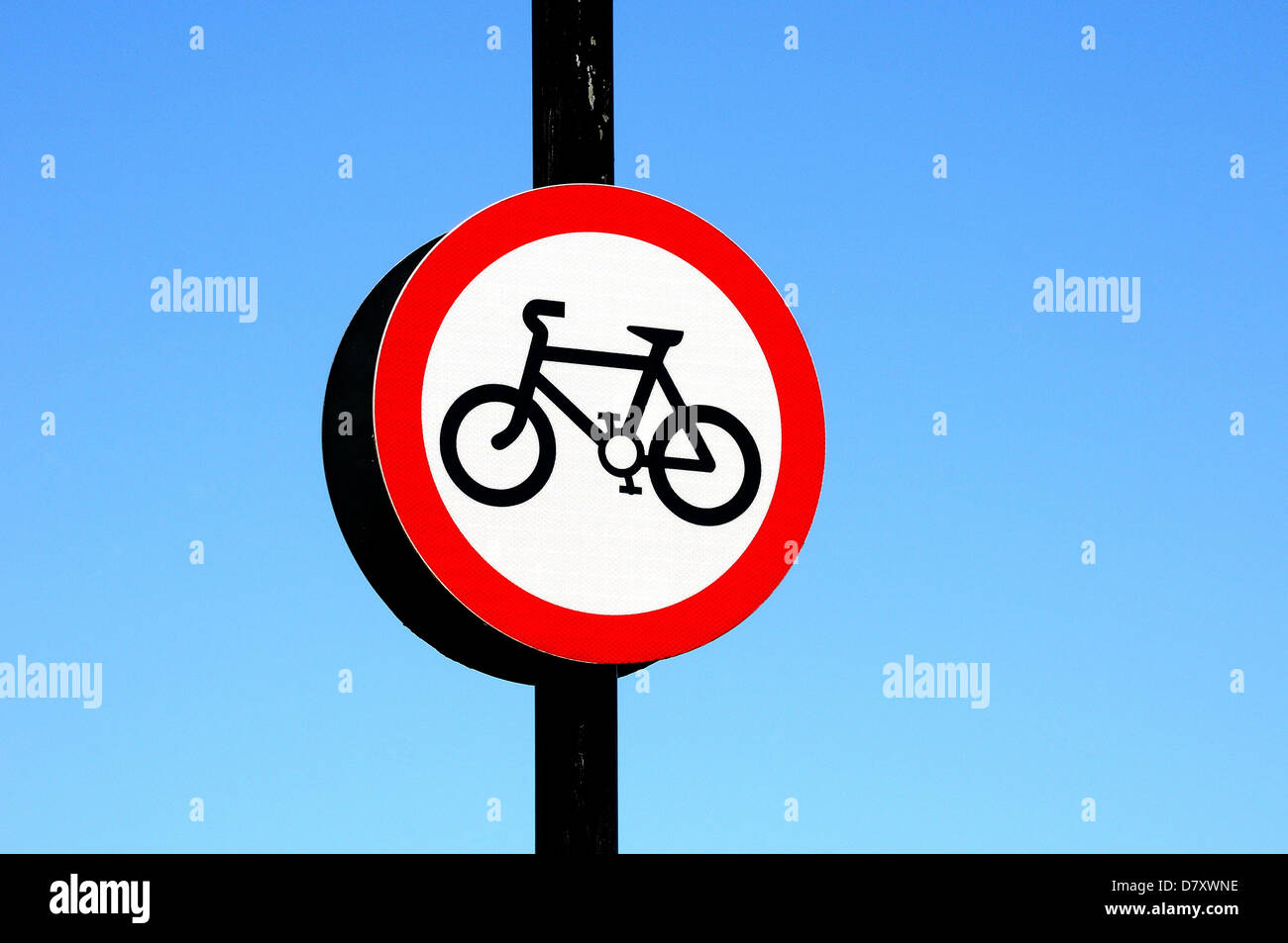 Circulaire aucun signe de cyclisme Banque de photographies et d’images ...