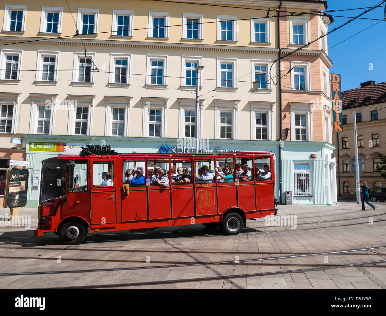 Bratislava bus Banque de photographies et d’images à haute résolution ...