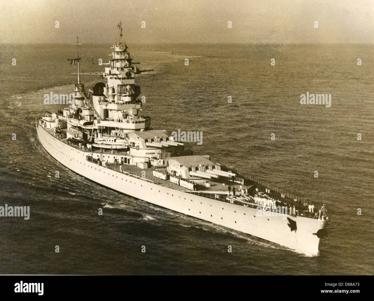 The french battleship dunkerque Banque de photographies et d’images à ...