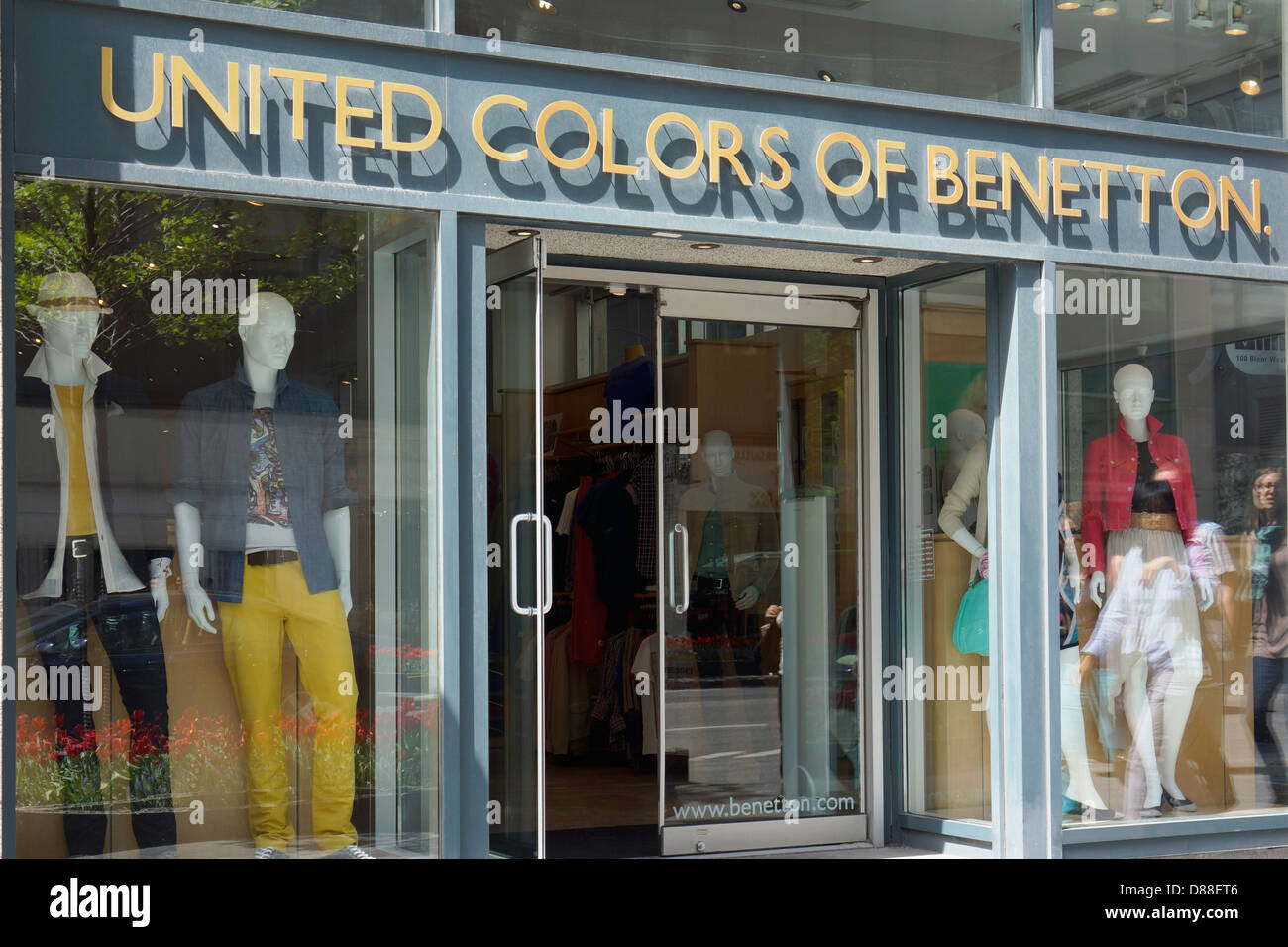 Logo benetton Banque de photographies et d’images à haute résolution ...