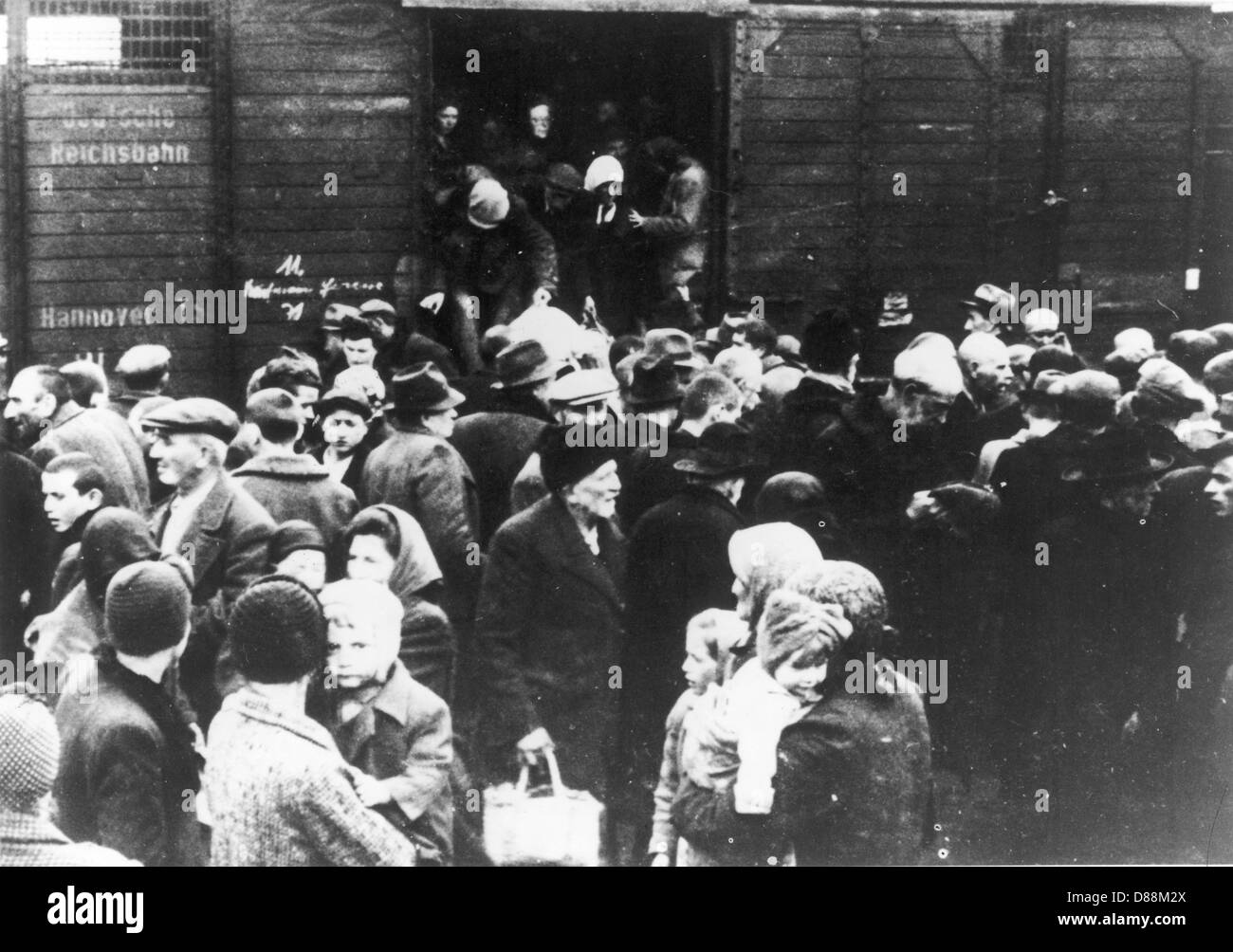 Déportation de juifs Banque d'images noir et blanc - Alamy
