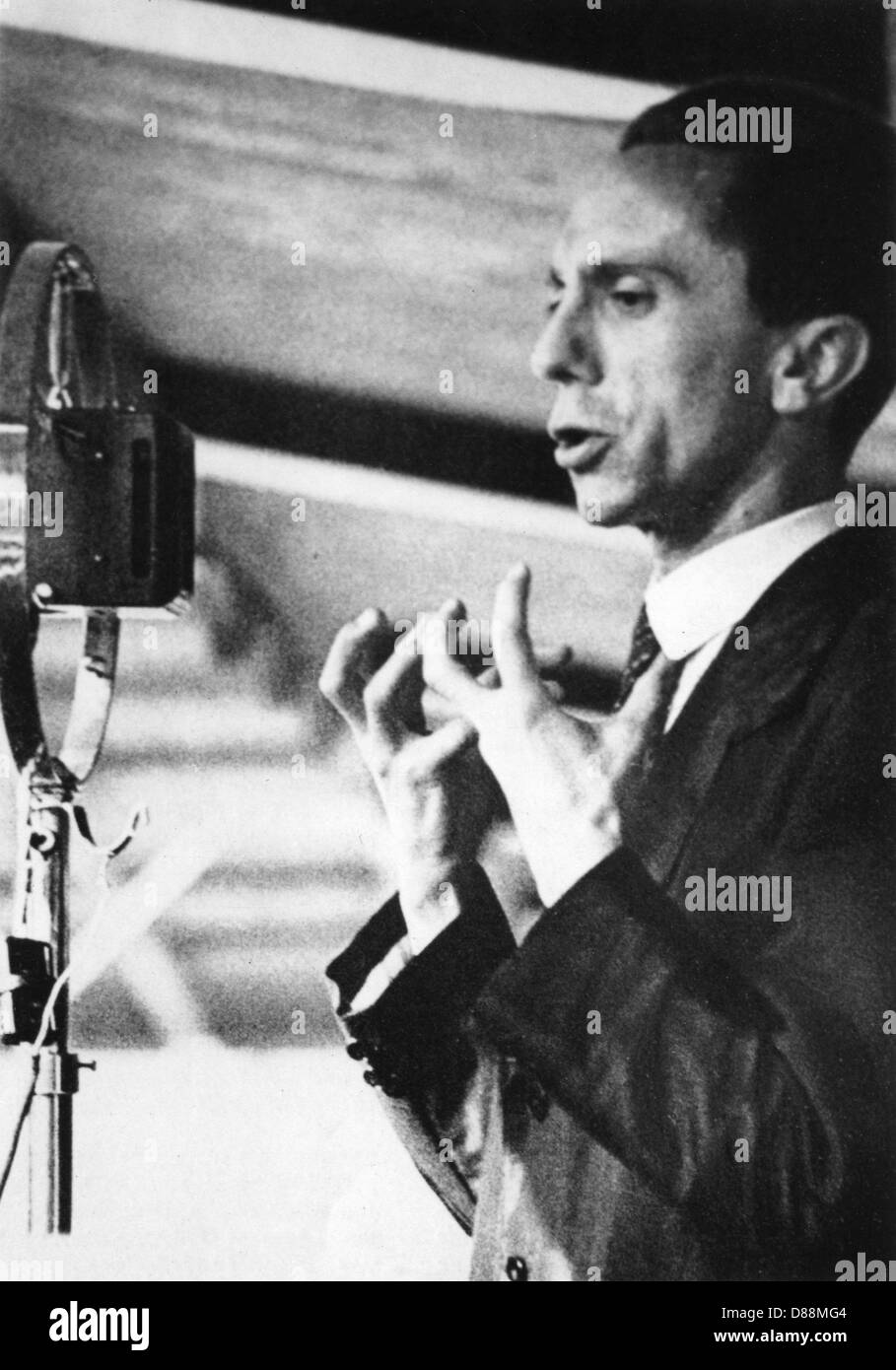 Paul joseph goebbels 1897 1945 Banque d'images noir et blanc - Alamy