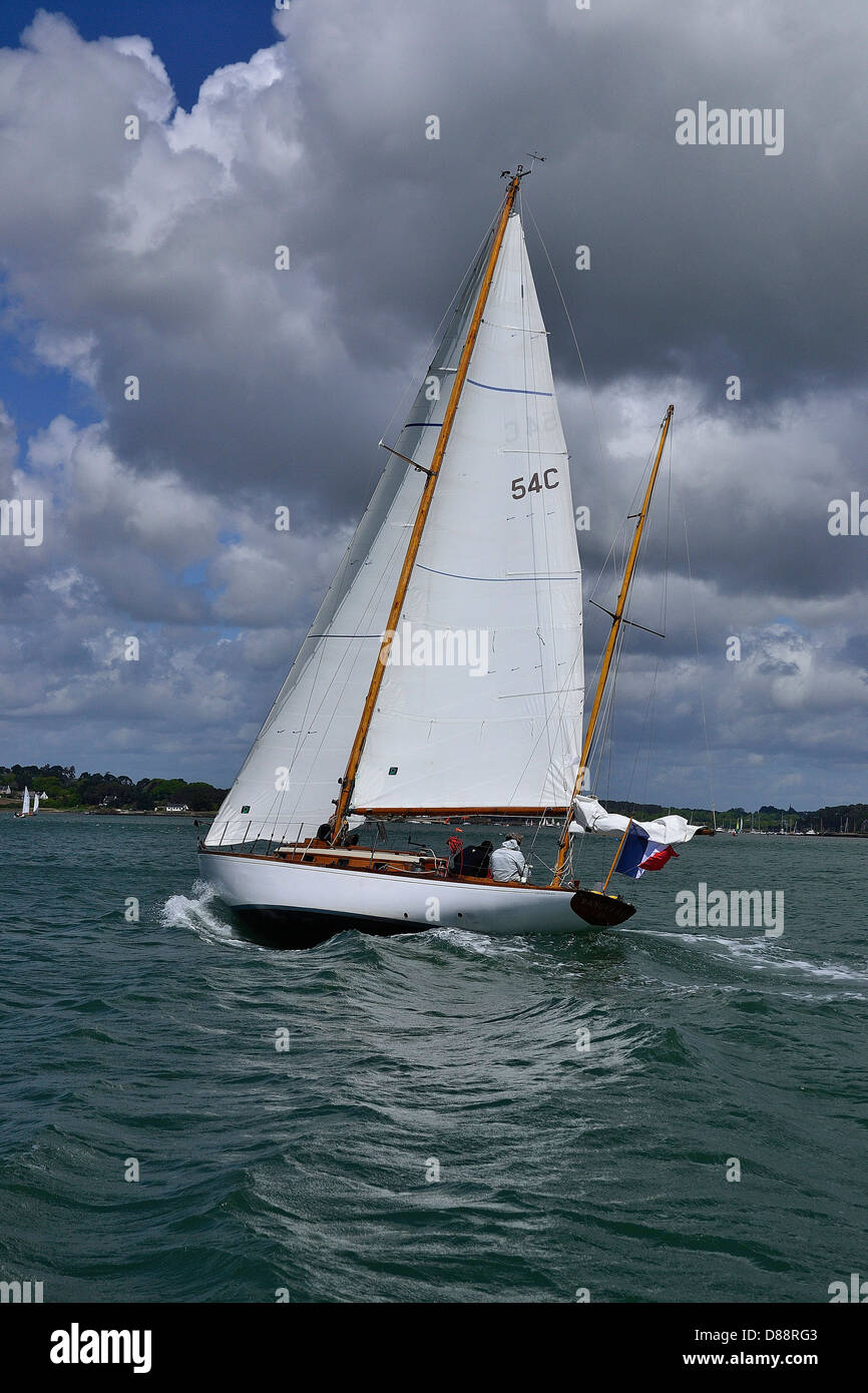 Pangur Ban : Loki, classe, yawl ketch Marconi, 1954, Architecte ...