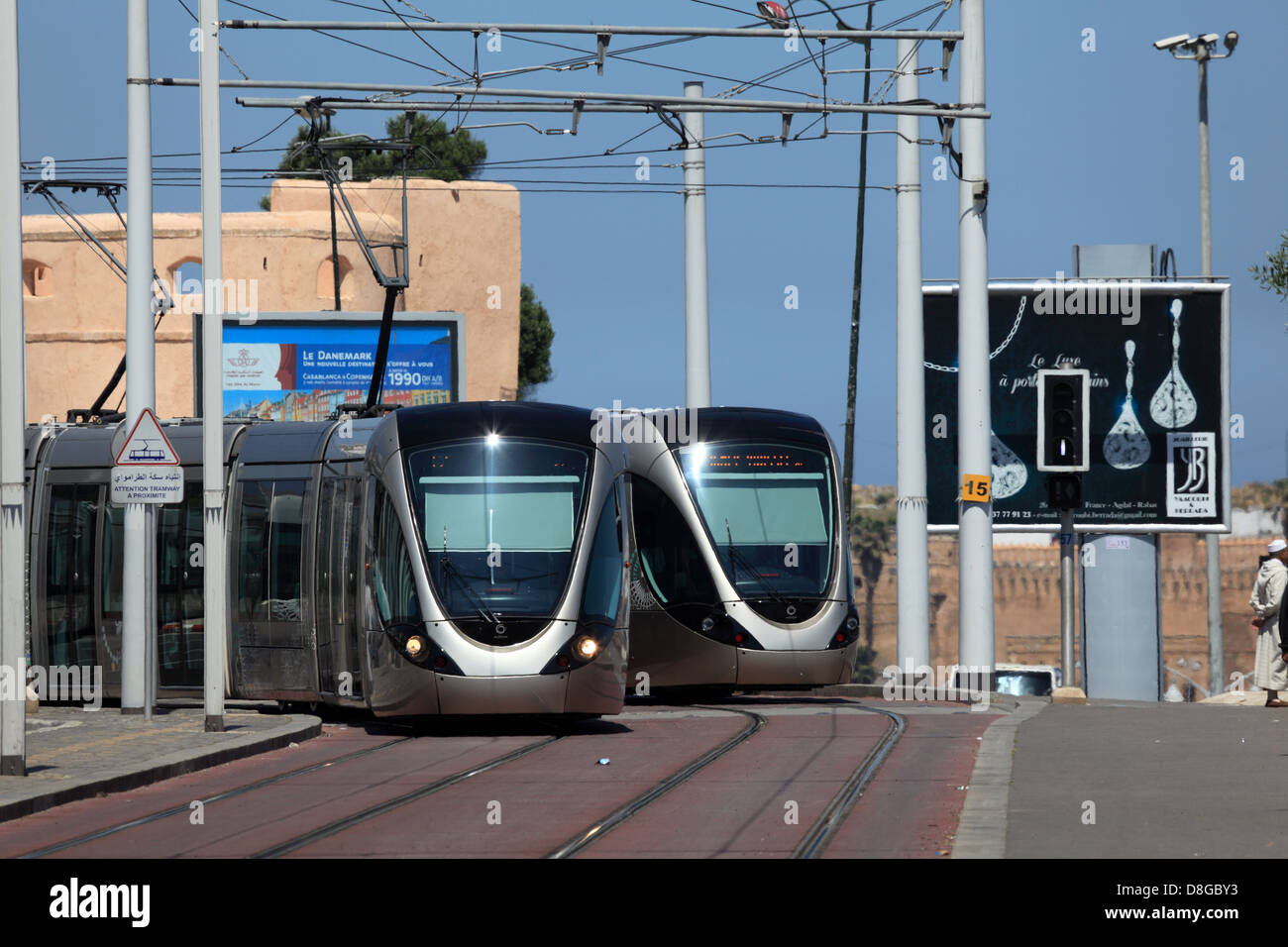 Tramway moderne à Rabat, Maroc Photo Stock - Alamy