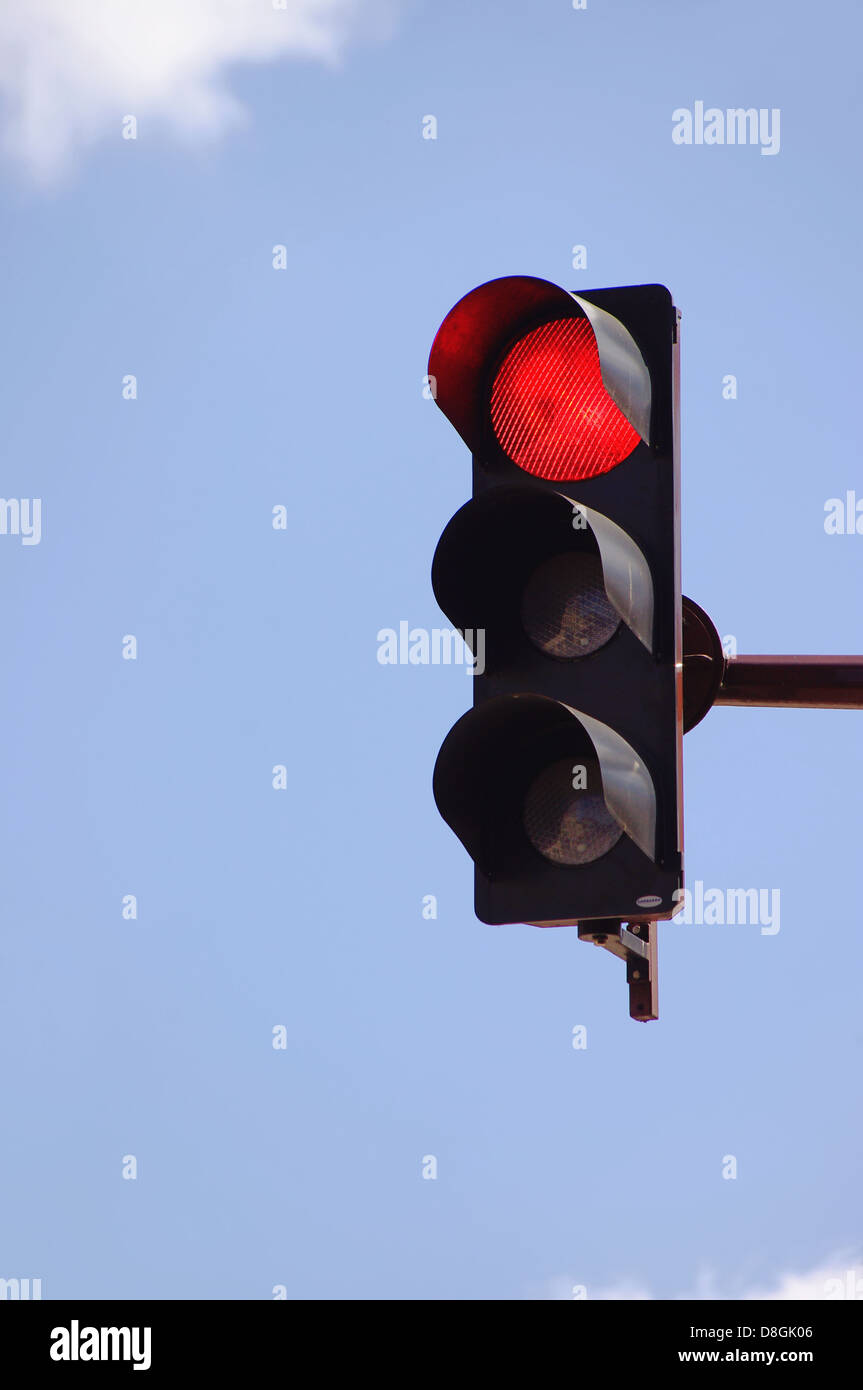 Feux de circulation avec feux rouges Banque de photographies et d’images à haute résolution - Alamy
