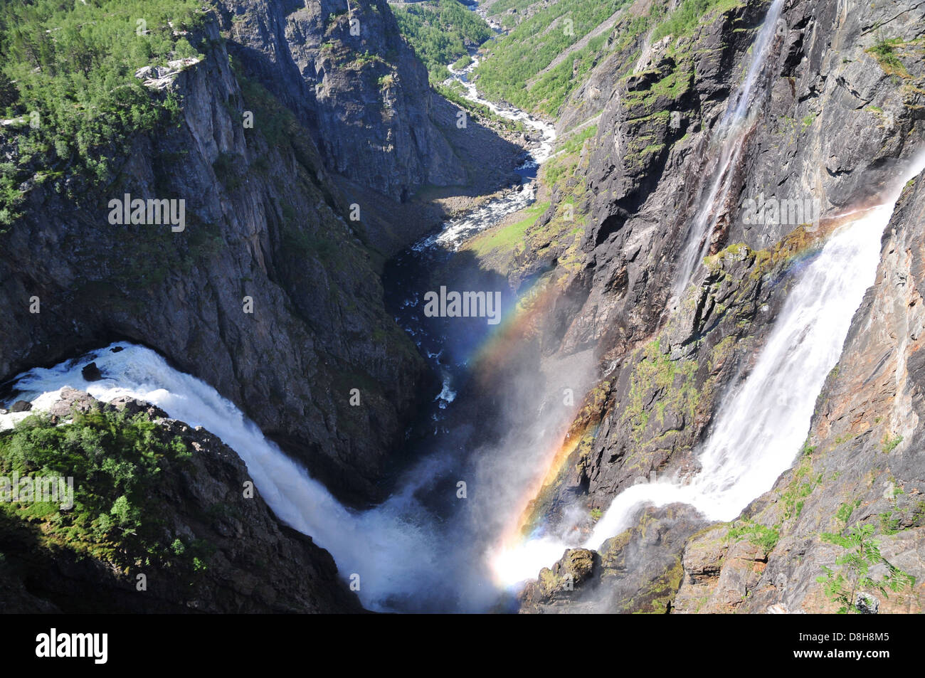 Cascade de voringfoss Banque de photographies et d’images à haute ...