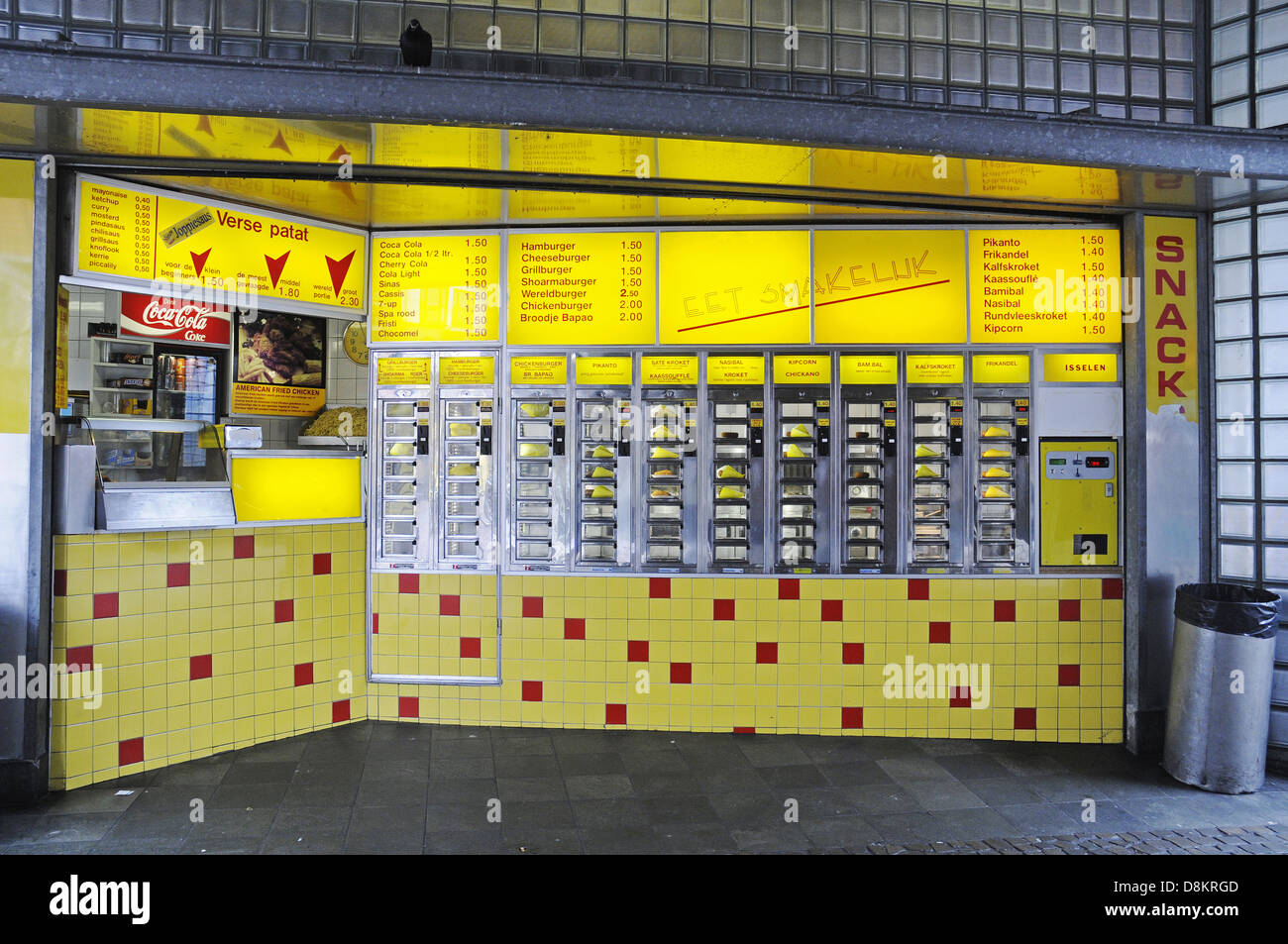 Fast food vending machine Banque de photographies et d’images à haute ...