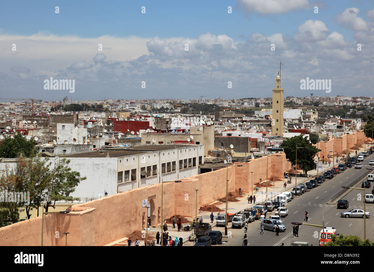 Mur de rue maroc Banque de photographies et d’images à haute résolution ...