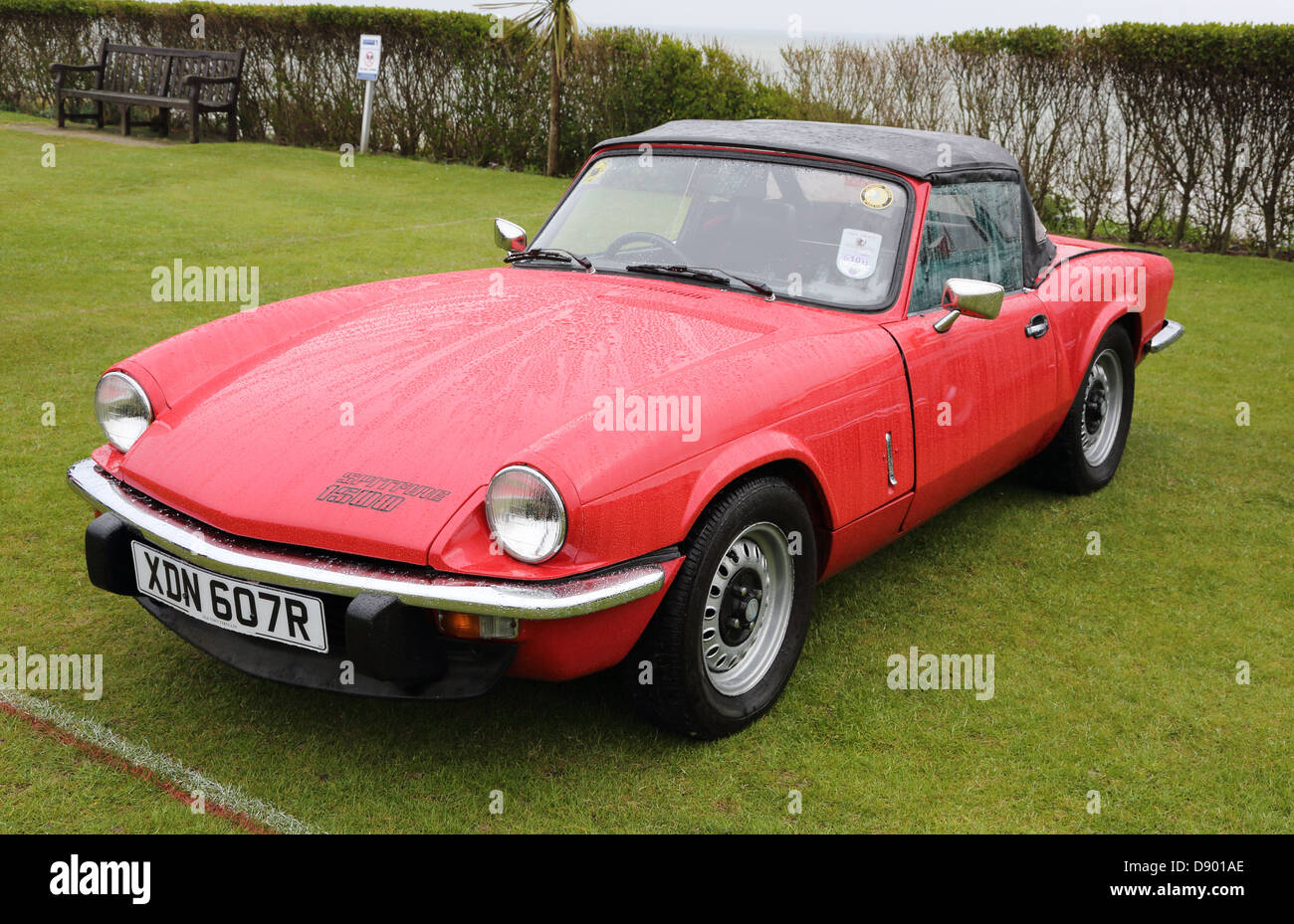 Voitures classiques rouges Banque de photographies et d’images à haute ...