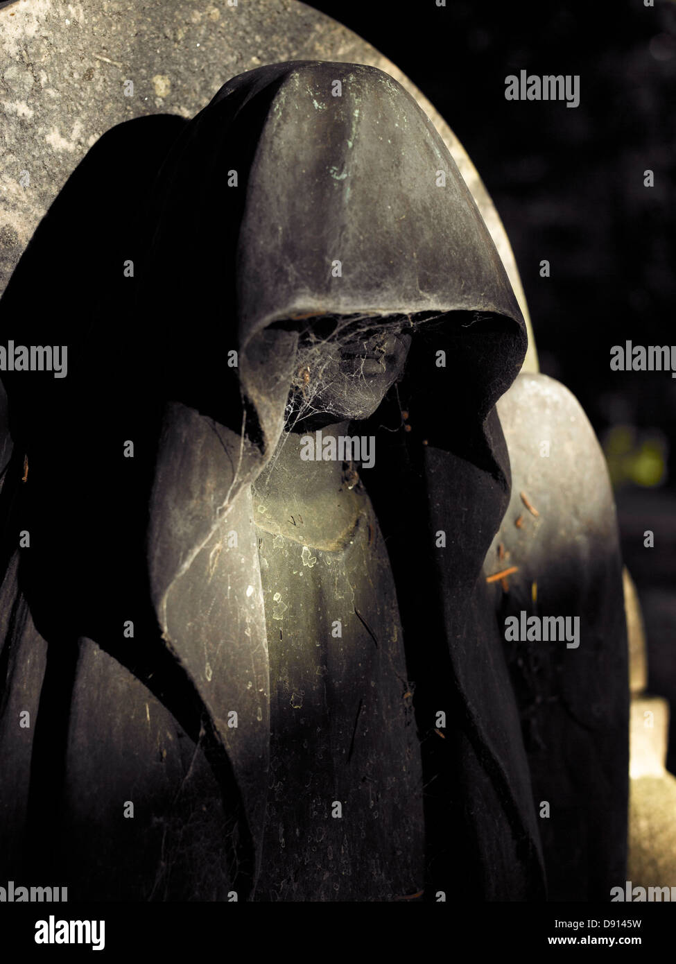 Solitude statue Banque de photographies et d’images à haute résolution ...