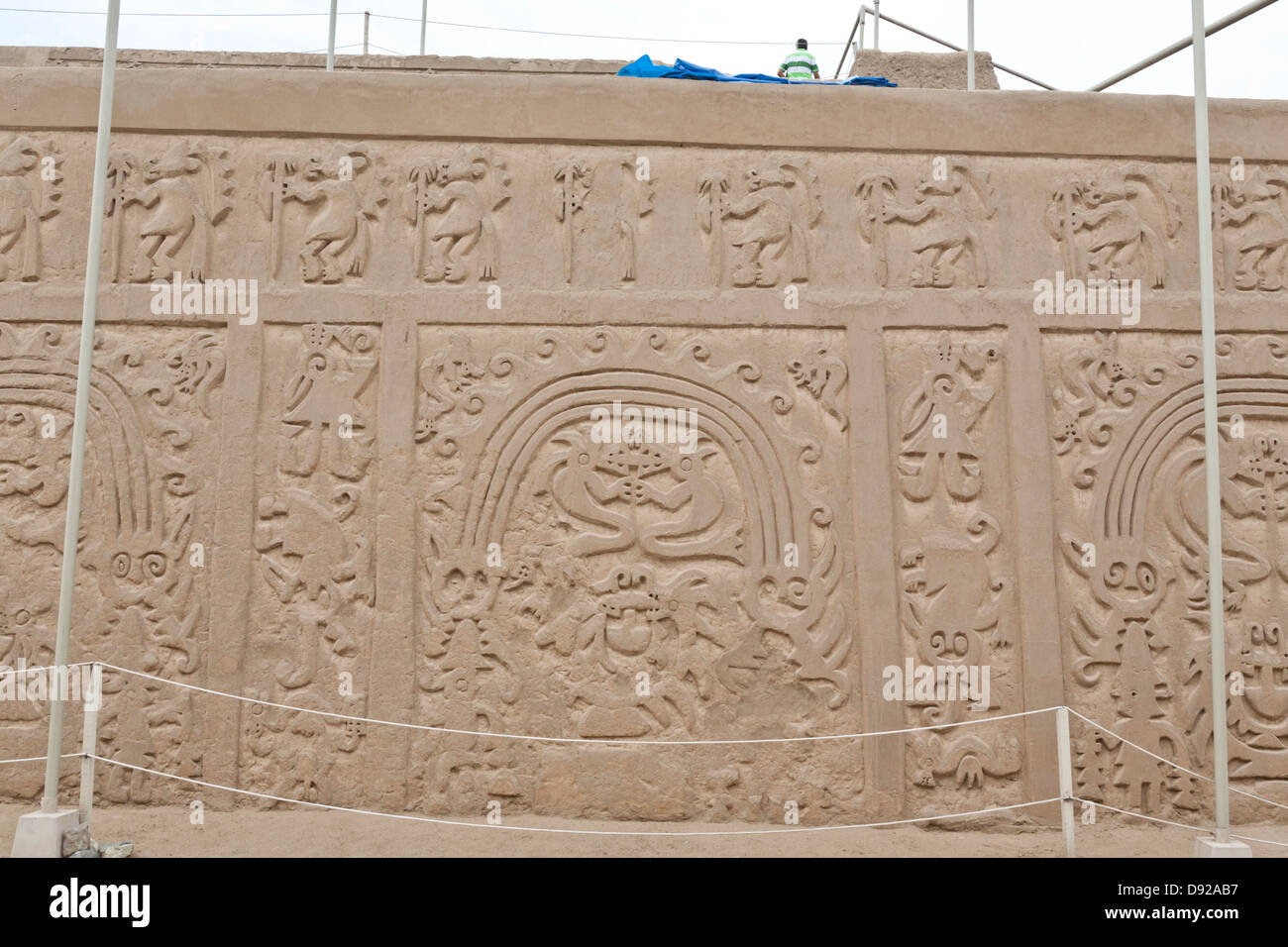 Huaca Arco Iris, Huaca El Dragon, Chan Chan, Trujillo, Pérou Photo ...