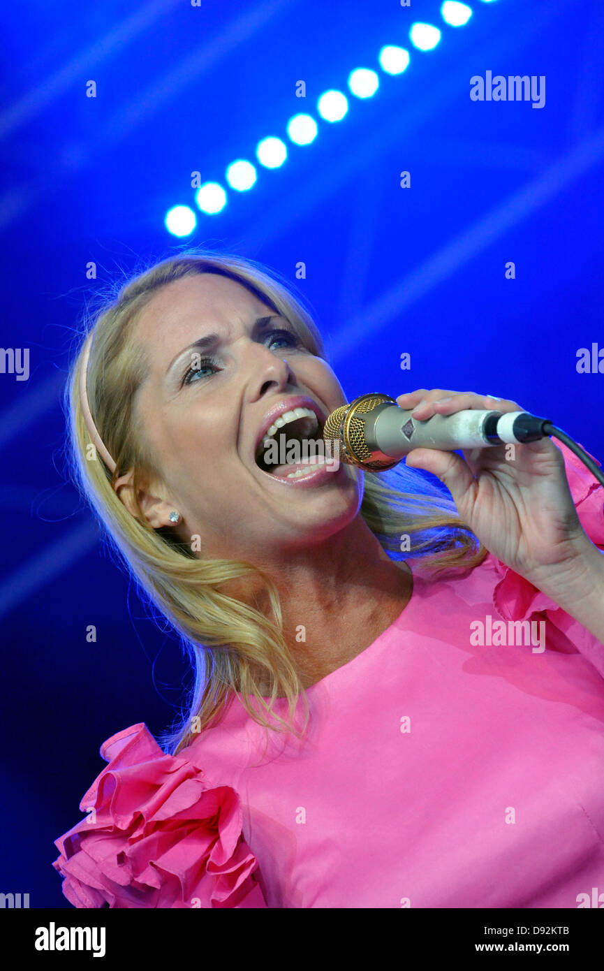 Swedish jazz singer viktoria tolstoy Banque de photographies et d ...