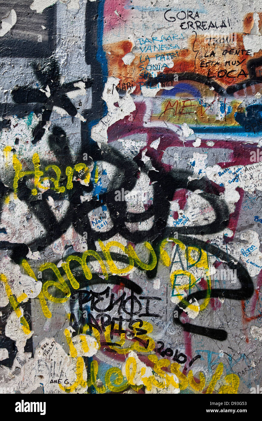 Graffiti urbain Banque de photographies et d’images à haute résolution ...