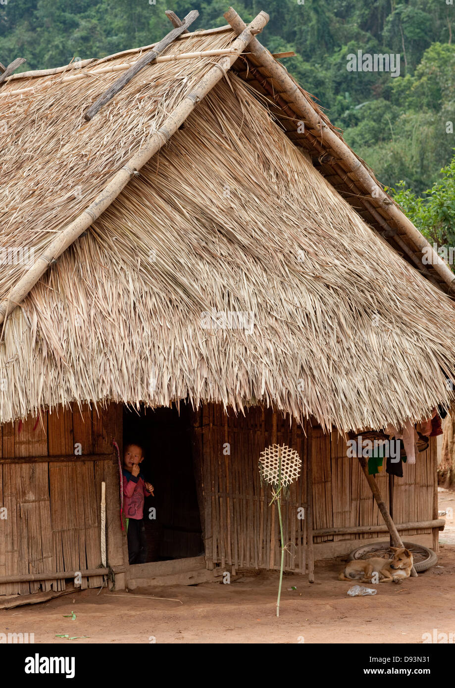 Maison hmong Banque de photographies et d’images à haute résolution - Alamy