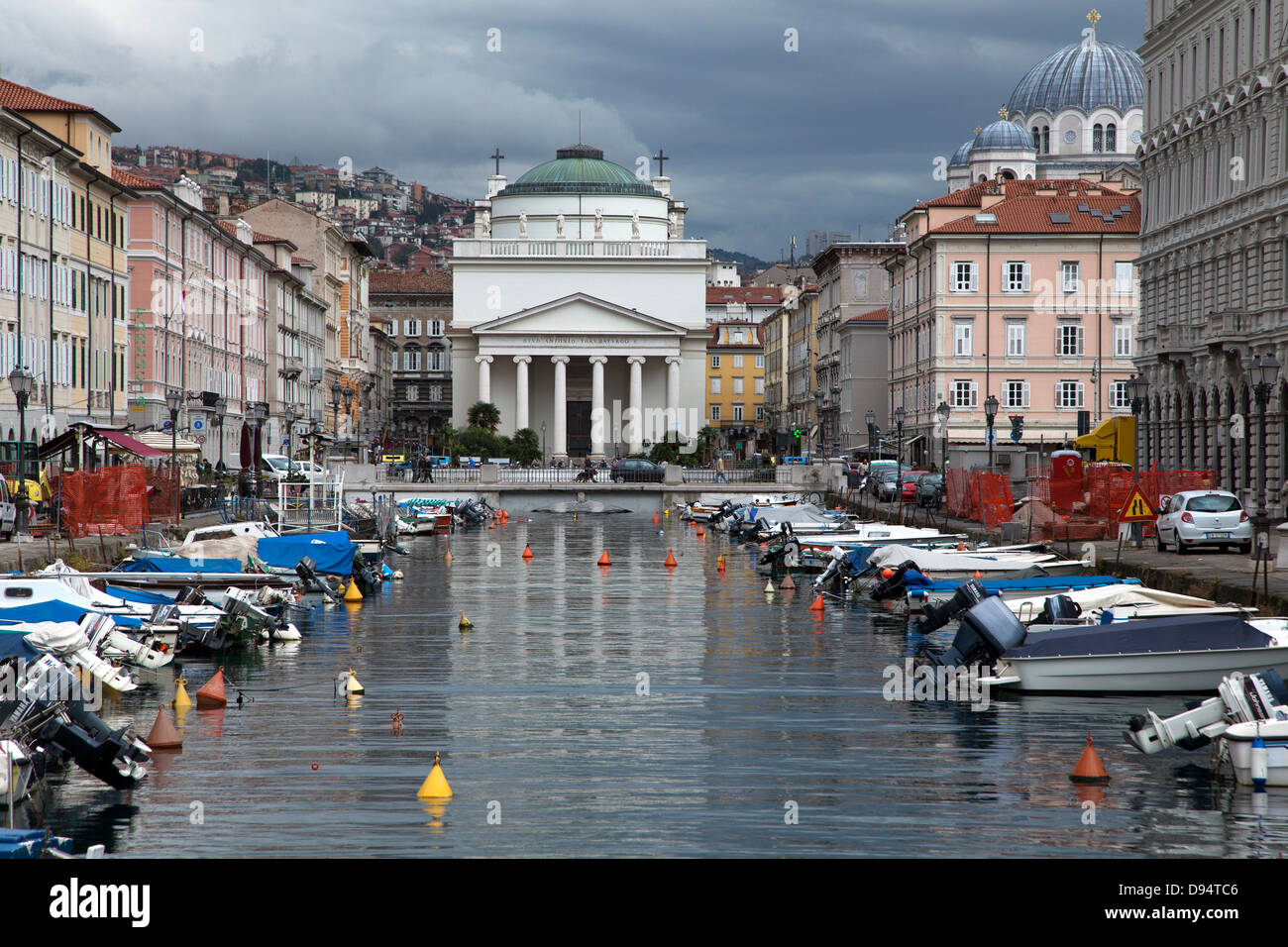 Grand canal trieste italie Banque de photographies et d’images à haute ...