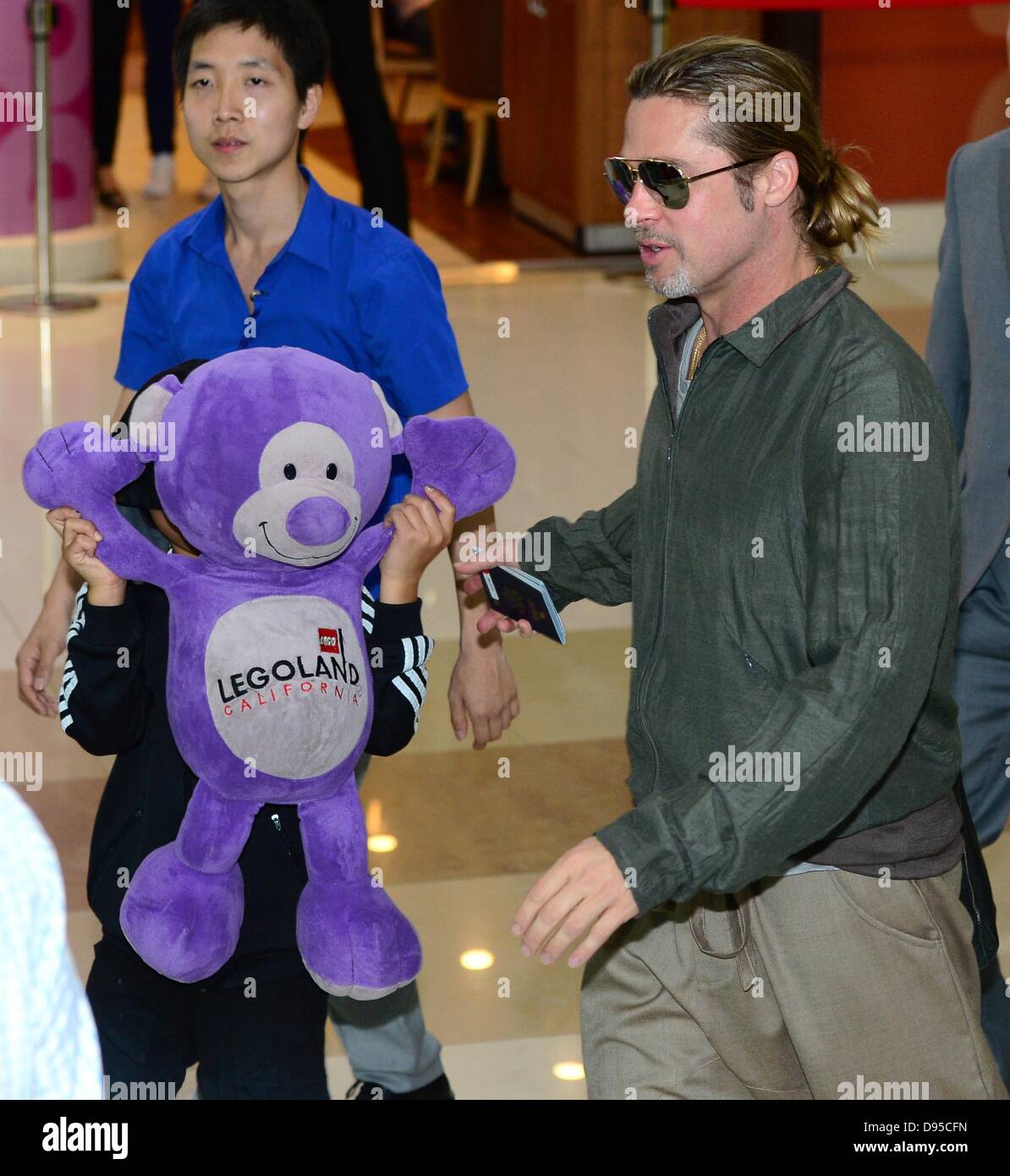 Pax thien jolie pitt and brad pitt Banque de photographies et d’images ...