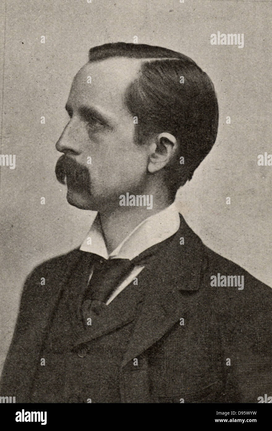 James Matthew Barrie (JM) (1860-1937), romancier et dramaturge Écossais ...